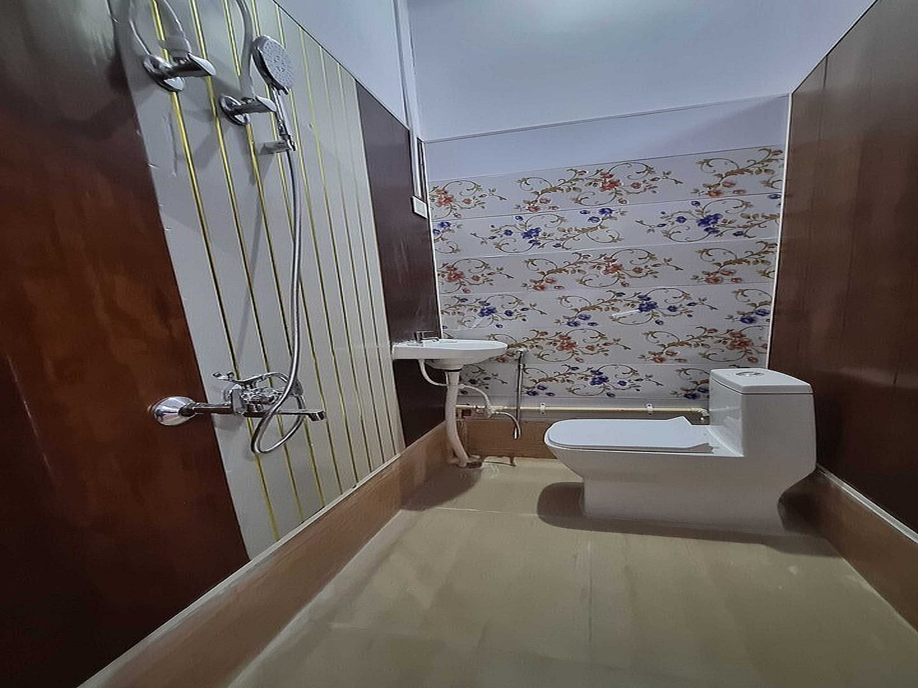 SPOT ON Hotel Red Rose Inn & Restaurant, SPOT ON Bulandshahr, Book ...
