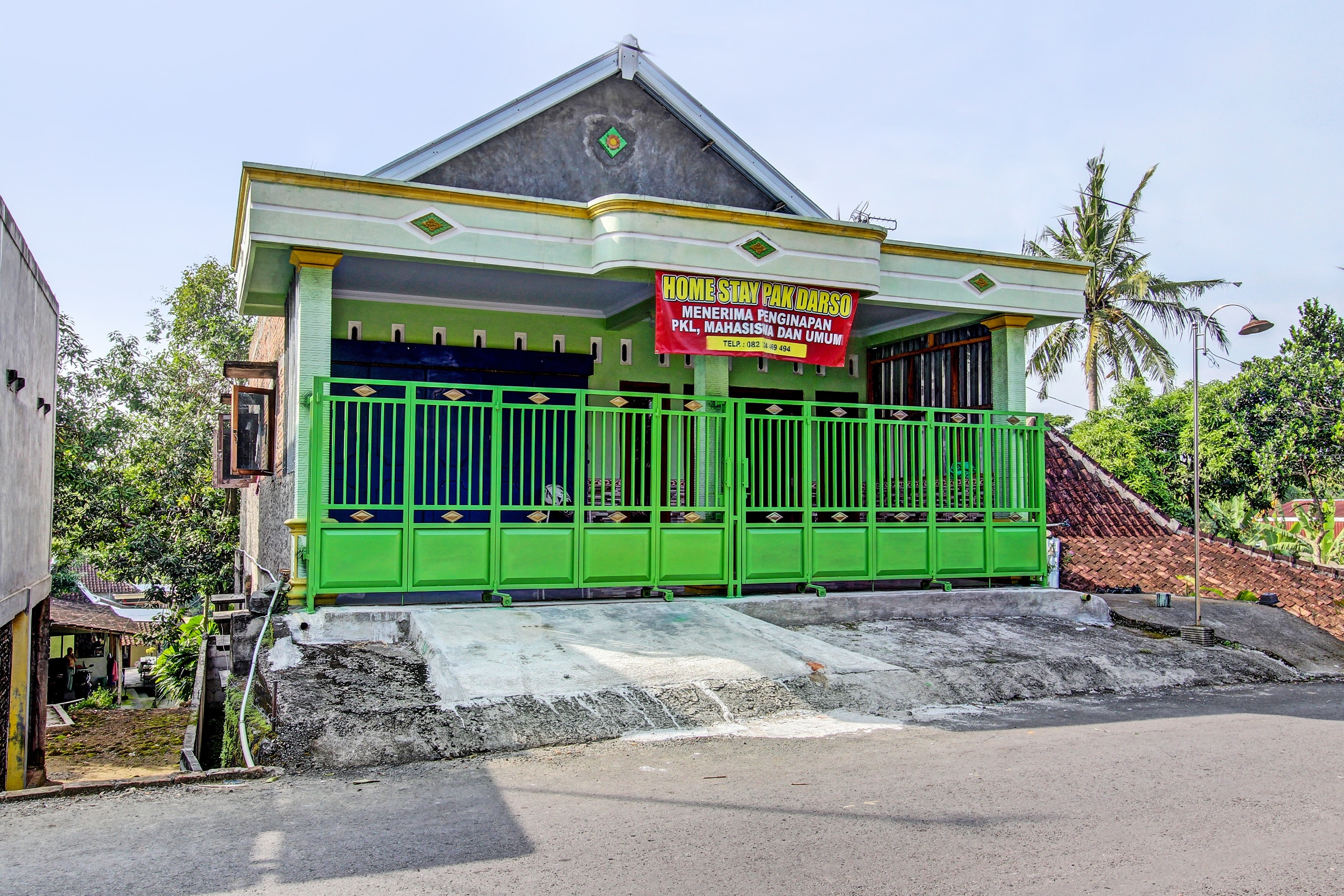 Hotel O Guest House Pak Darso, OYO Hotels Sragen, Book @ Rp41227 - OYO