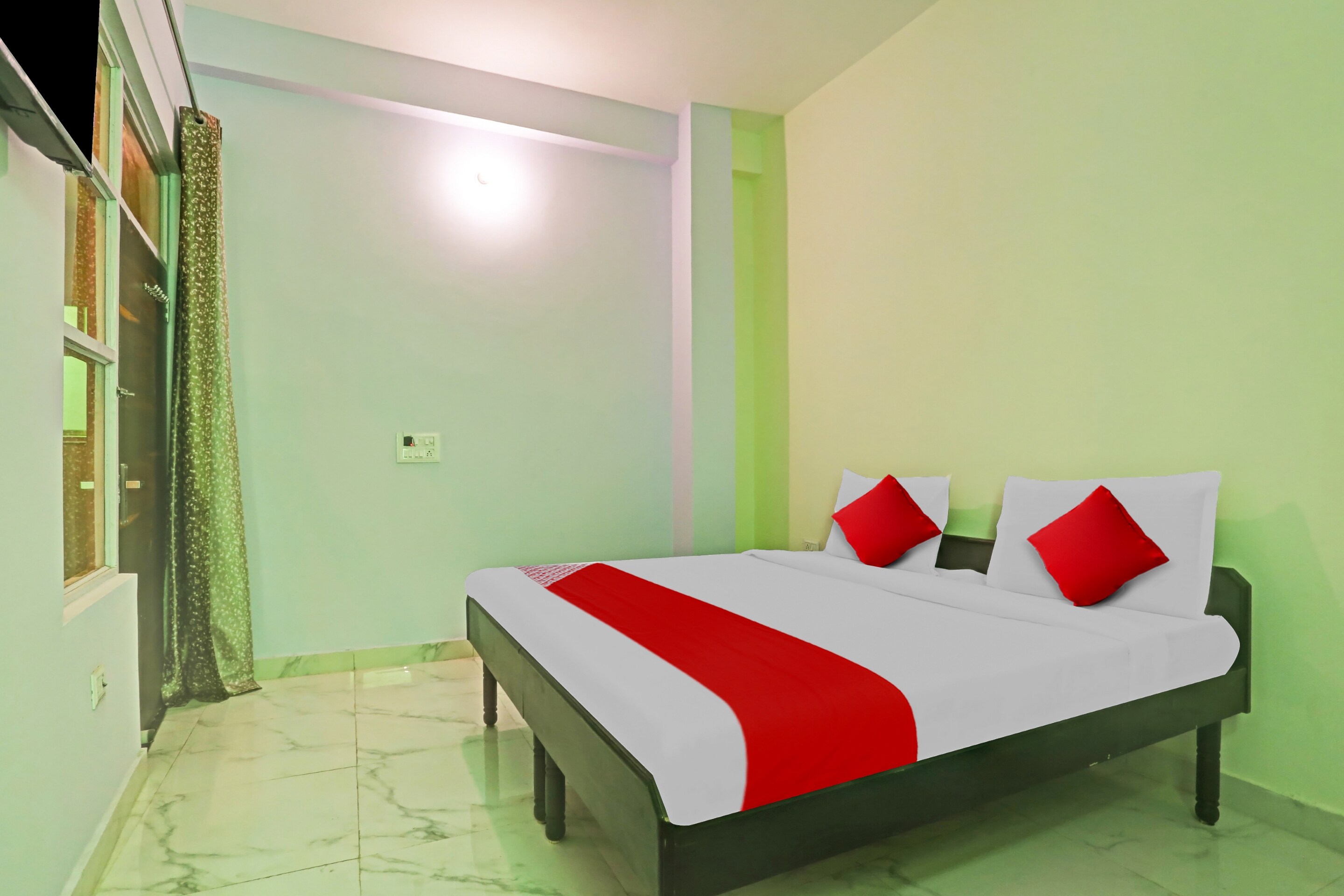 Hotel O Arya Residency, Flagship Gurgaon, Book @ ₹676 - OYO