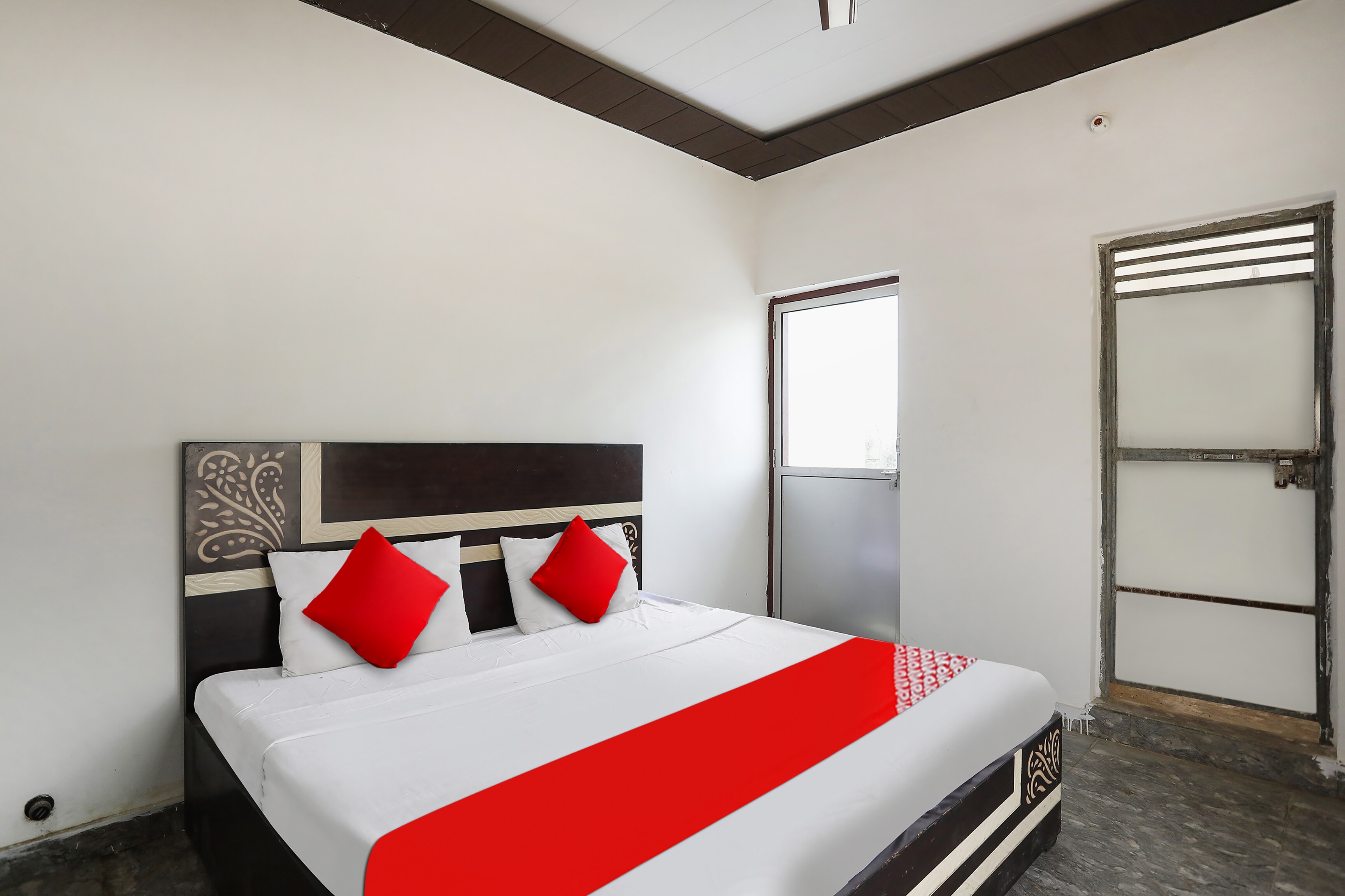 Hotel O Sun N Moon, Flagship Rewari, Book @ ₹622 - OYO