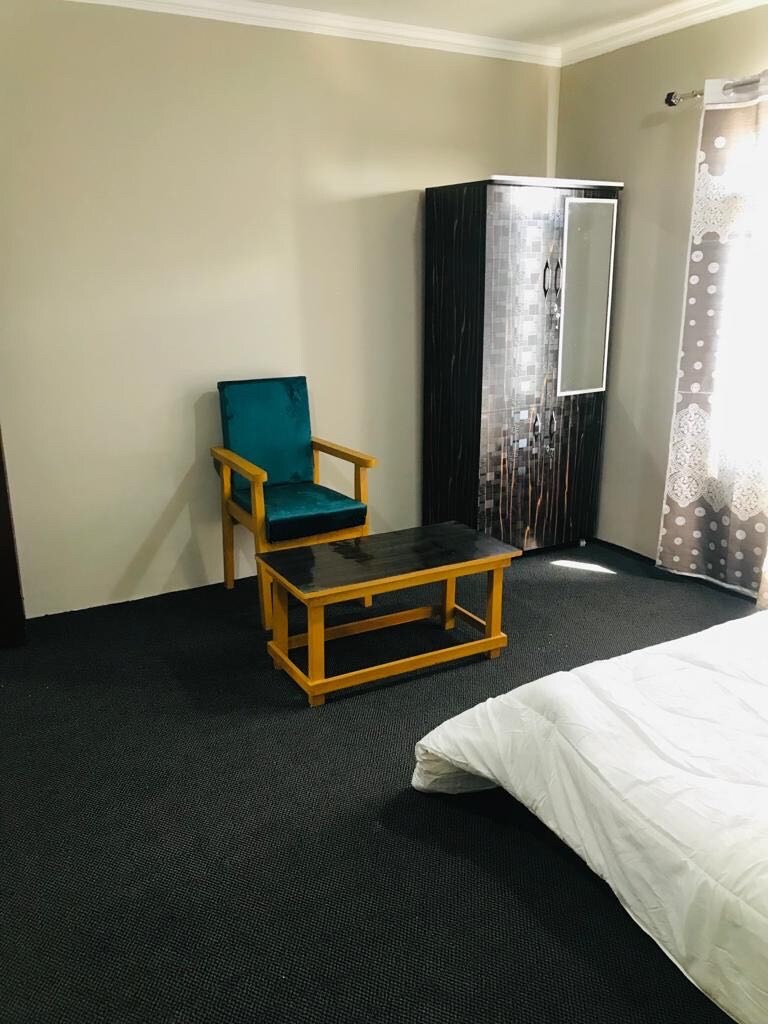 Oyo Homes in Srinagar for Family Oyos Starting @ ₹780 - Upto 67% OFF on ...