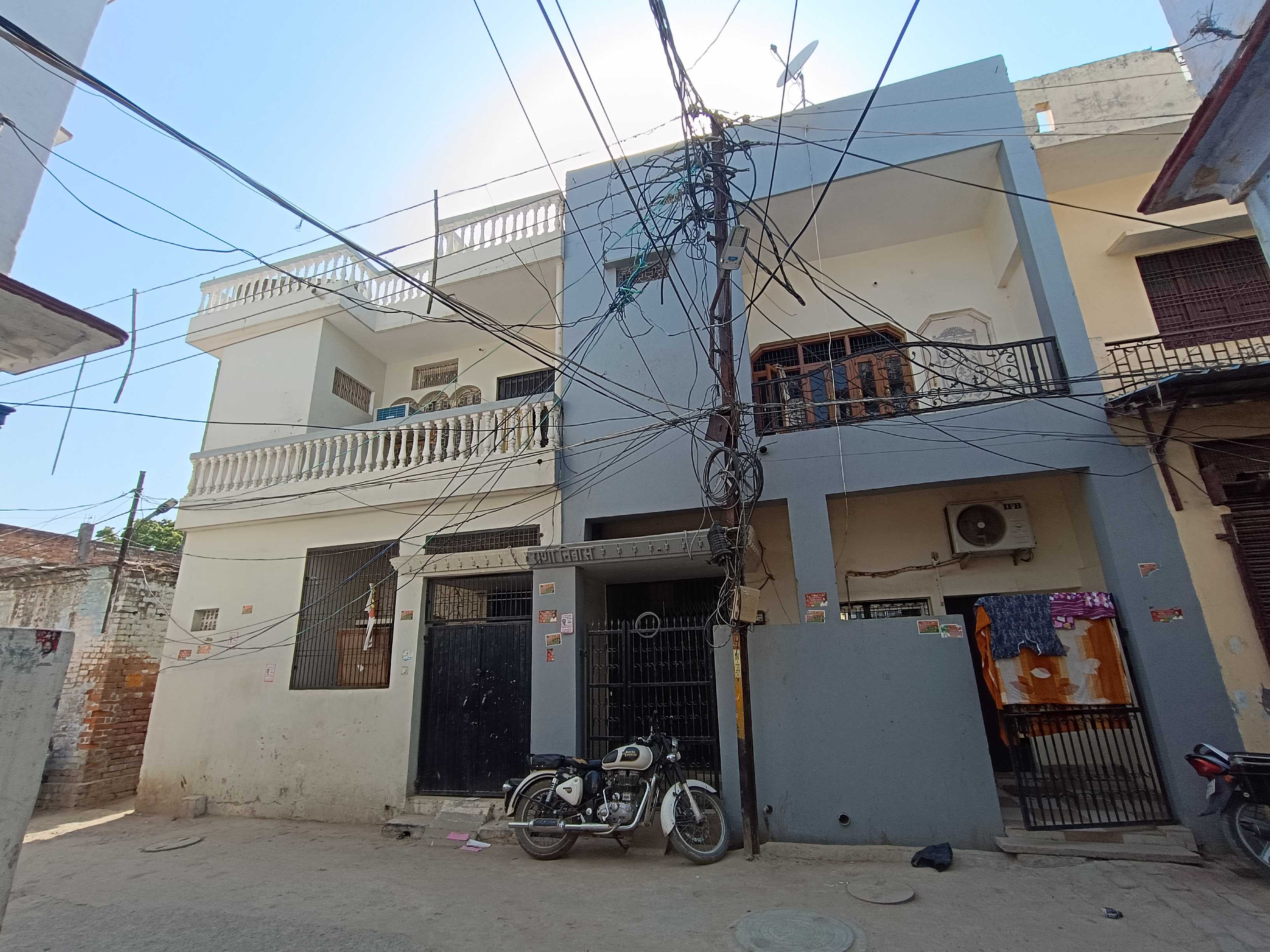 OYO Home Vimla Homestay , Home Ayodhya, Book @ ₹1210 - OYO