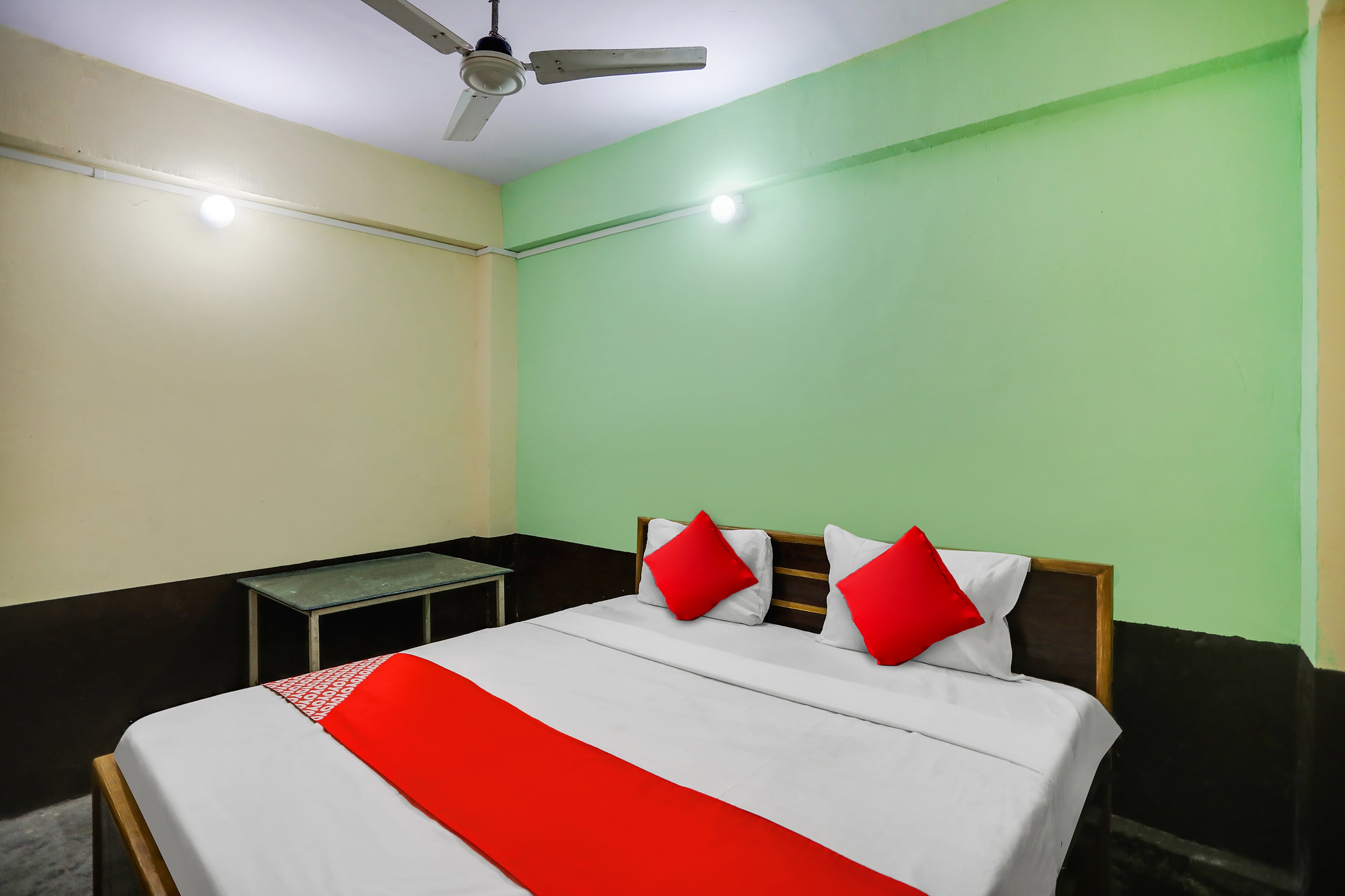 OYO 813553 Omsai hotel, Home Kanpur, Book @ ₹501 - OYO