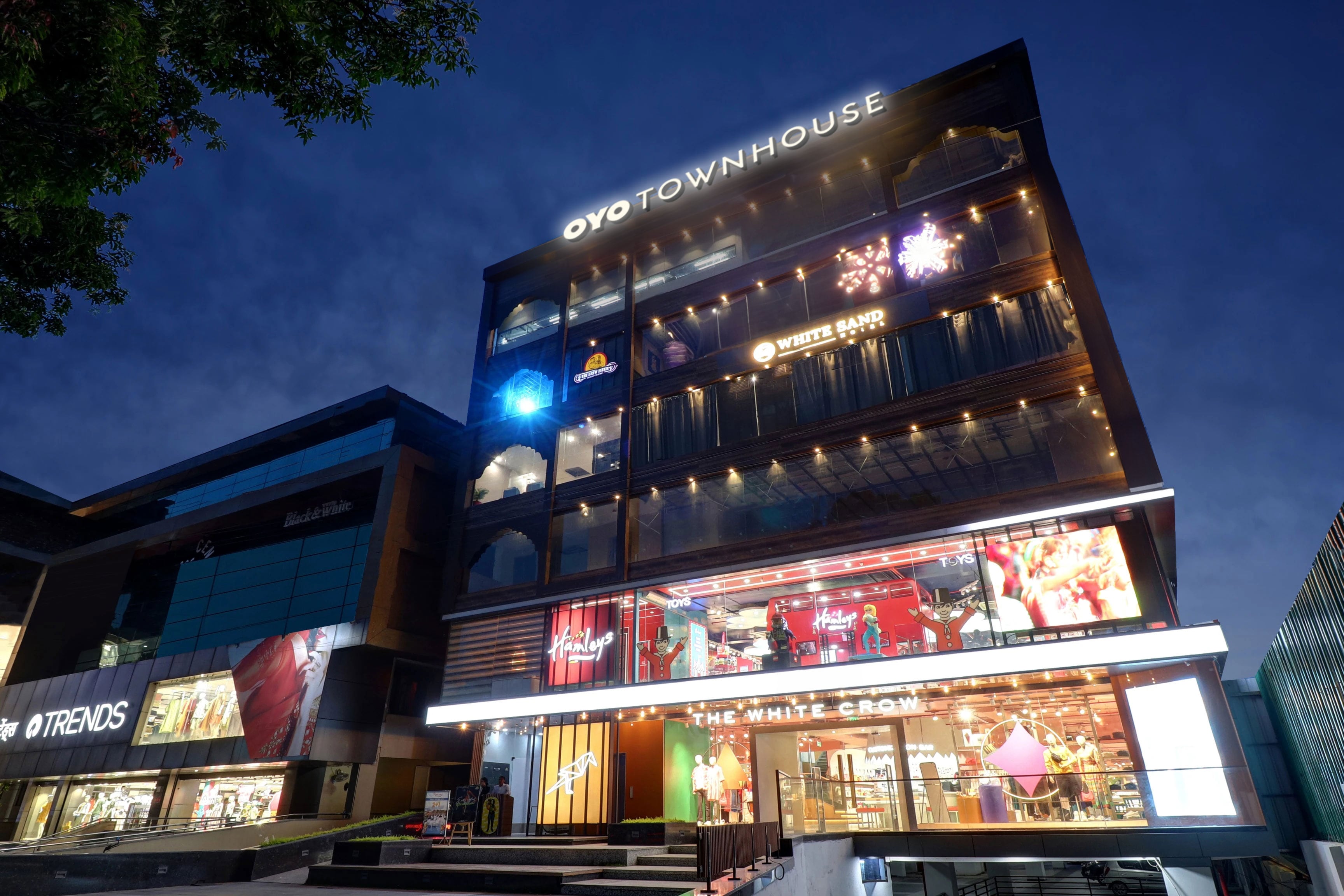 Townhouse Hotels in Pacific Mall Rajpur Road, Dehradun Starting @ ₹1049 ...