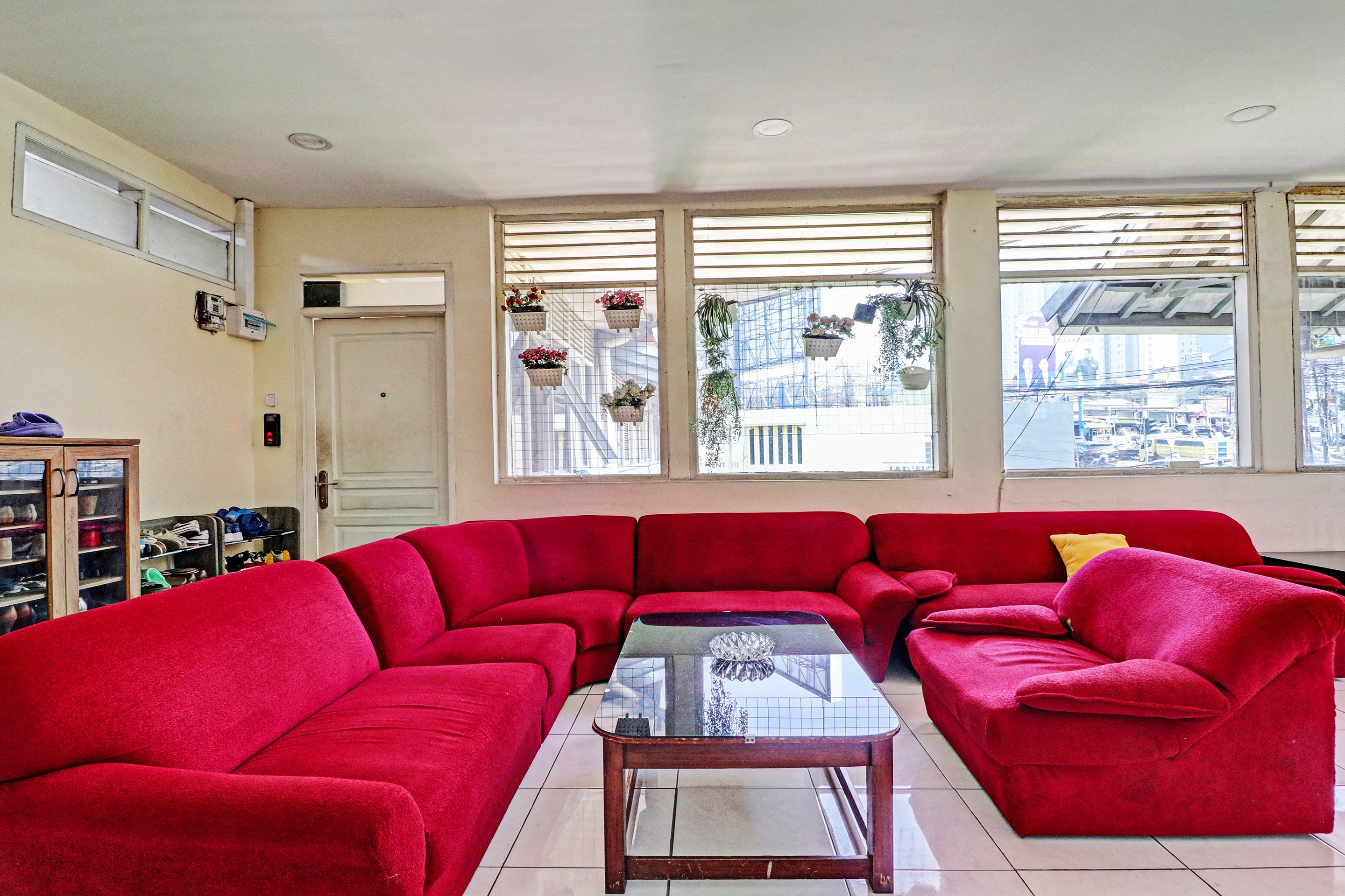 OYO Life 92630 Siliwangi Residence 63, OYO Living Bandung, Book ...