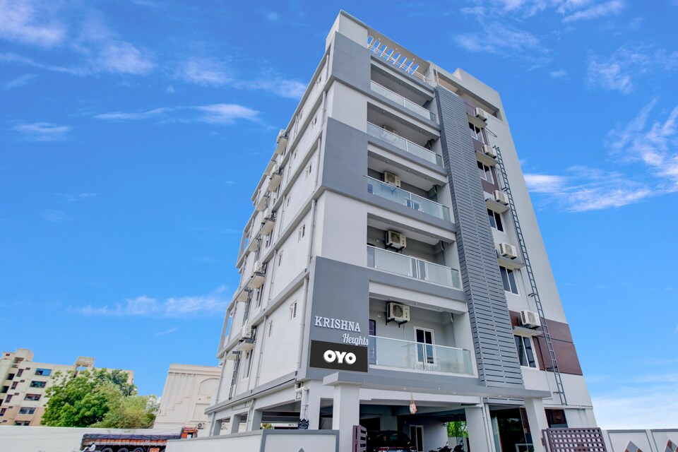 OYO Flagship Hotel CJ Pride, Flagship Vijayawada, Book @ ₹1334 - OYO