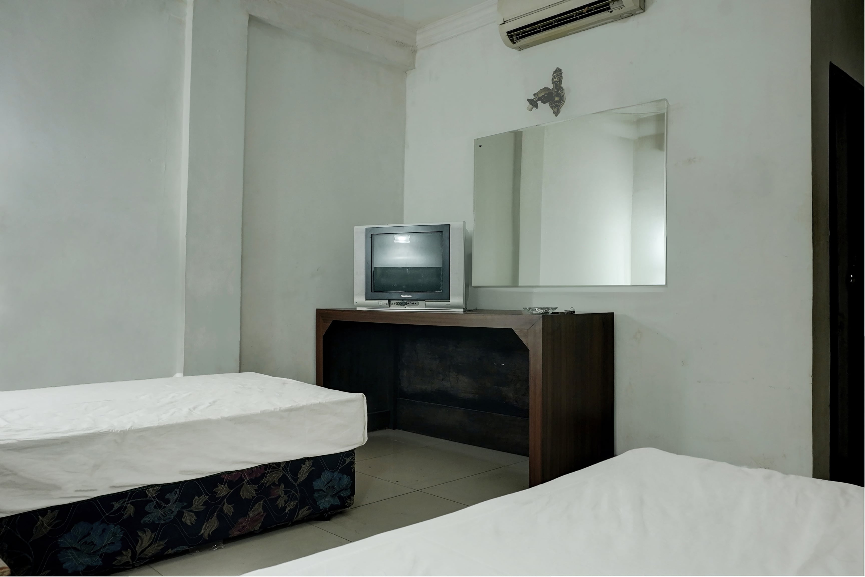 Hotel O Wisma Padi Syariah PanyipatanNearWisata Gunung Birah, OYO ...