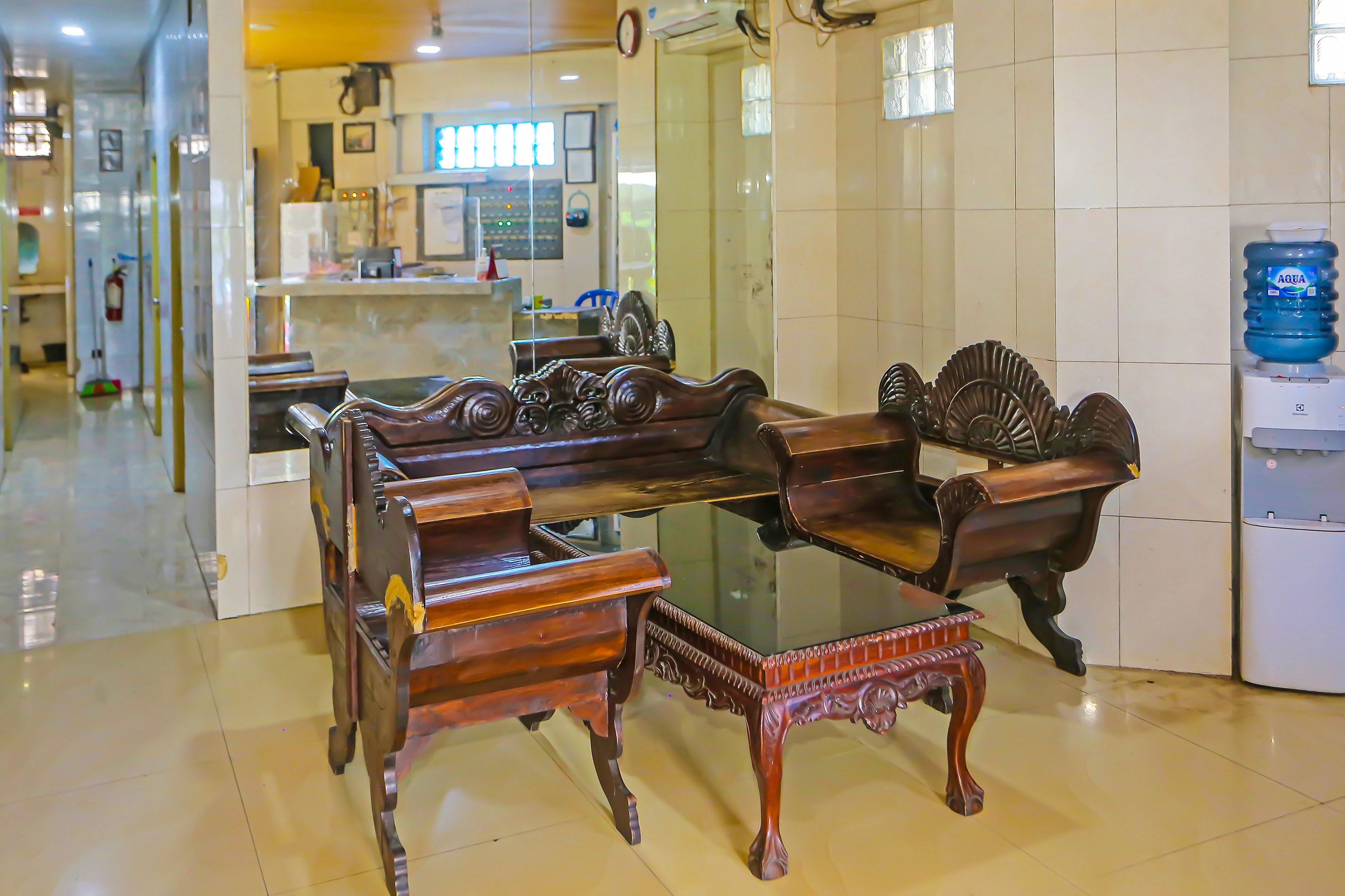 Hotel O Bintaro, OYO Hotels South Tangerang, Book @ Rp144713 - OYO