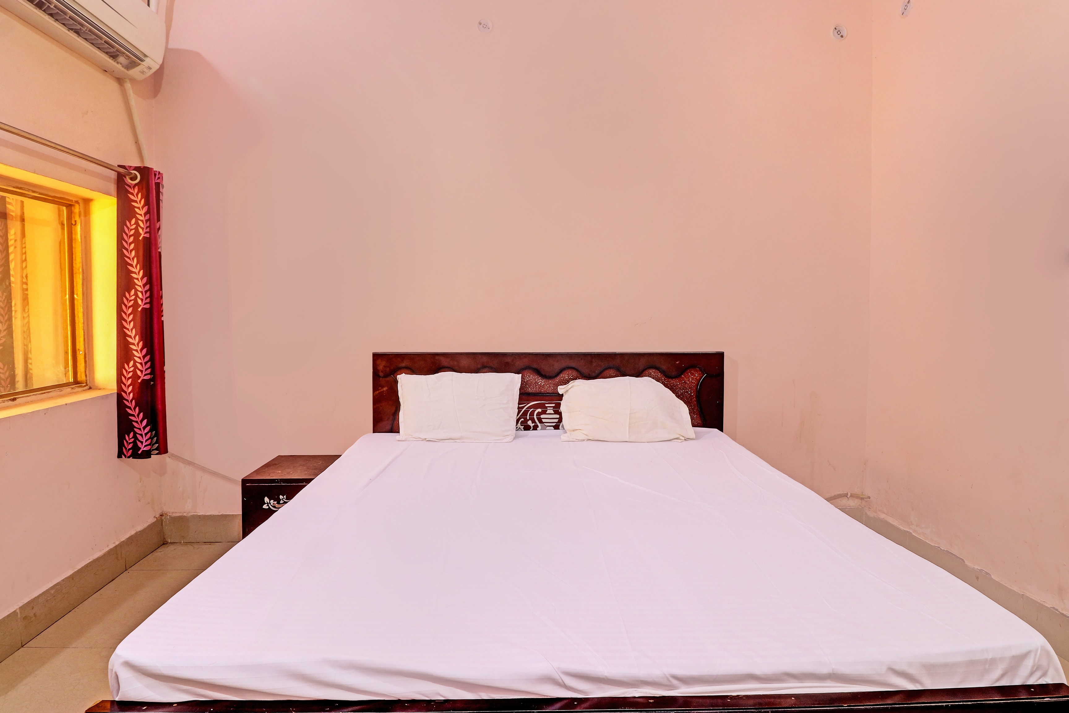 Hotels in Mathura: Best Budget Mathura Hotels from ₹767