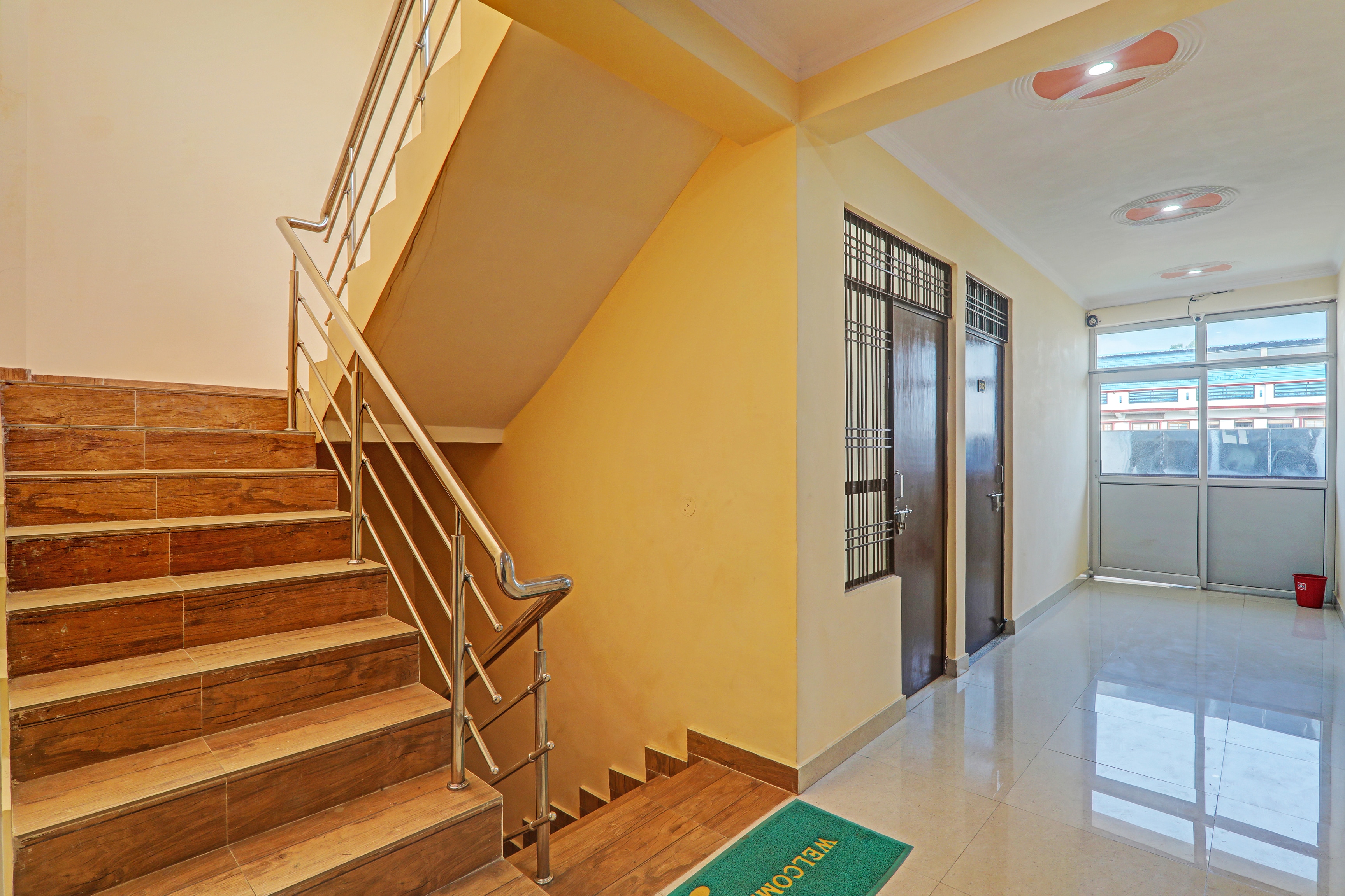 Hotel O Fort INN, Flagship Lucknow, Book @ ₹861 - OYO