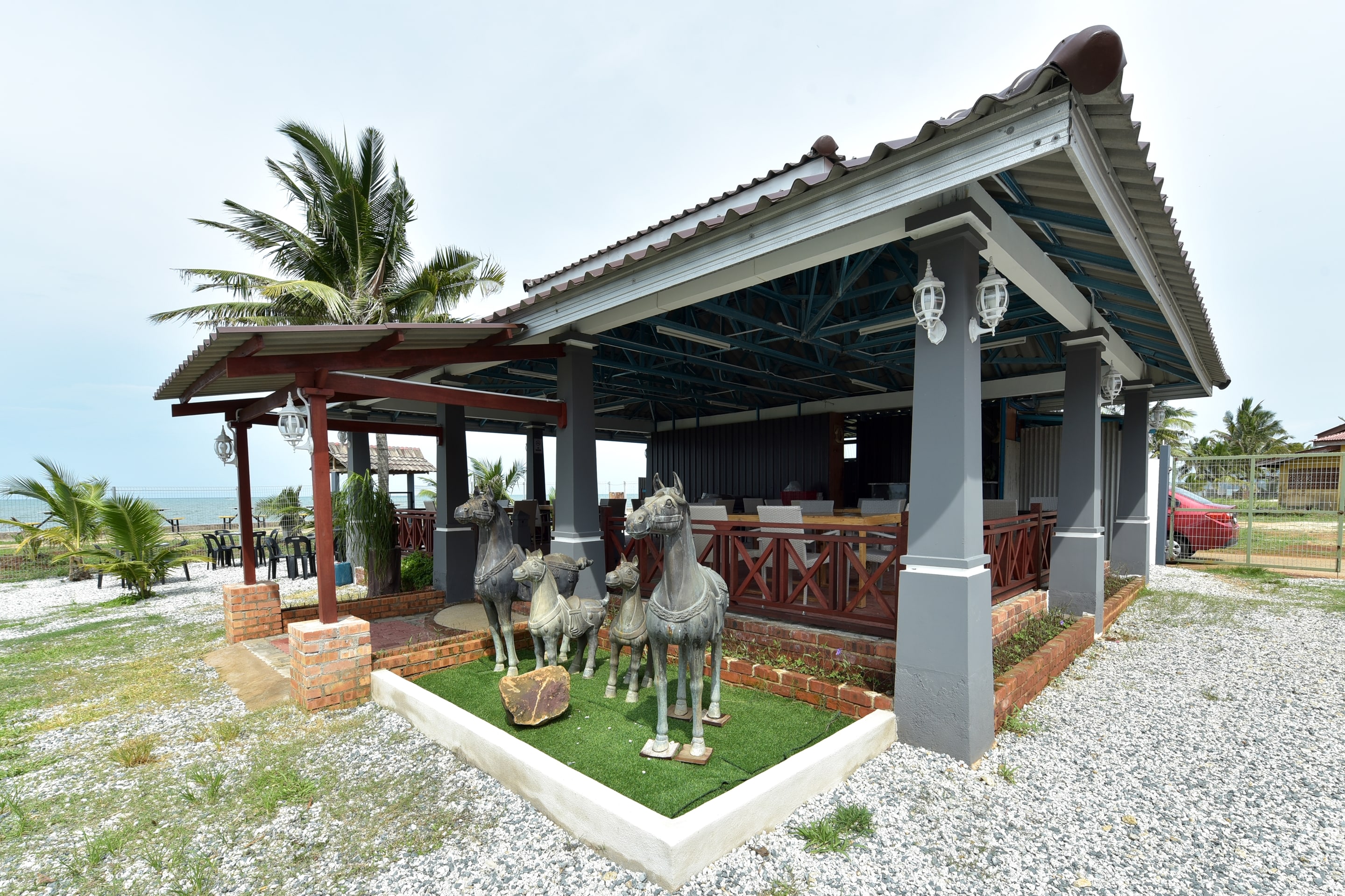 OYO 90818 Cemara Puri Resort & Spa , OYO Hotels Kuantan, Book @ RM53 - OYO