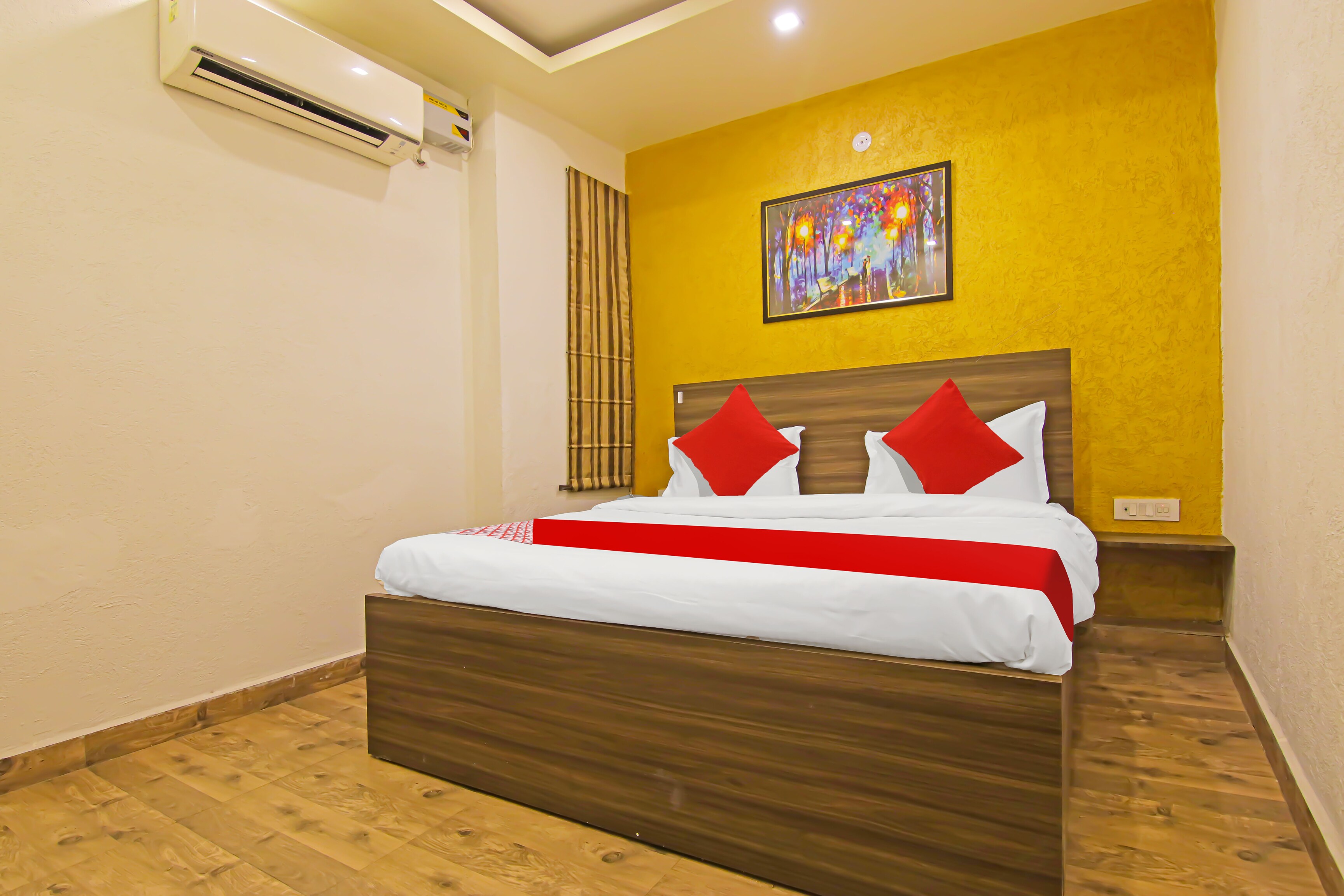 Hotel O Yuvraj, Flagship Faridabad, Book @ ₹678 - OYO