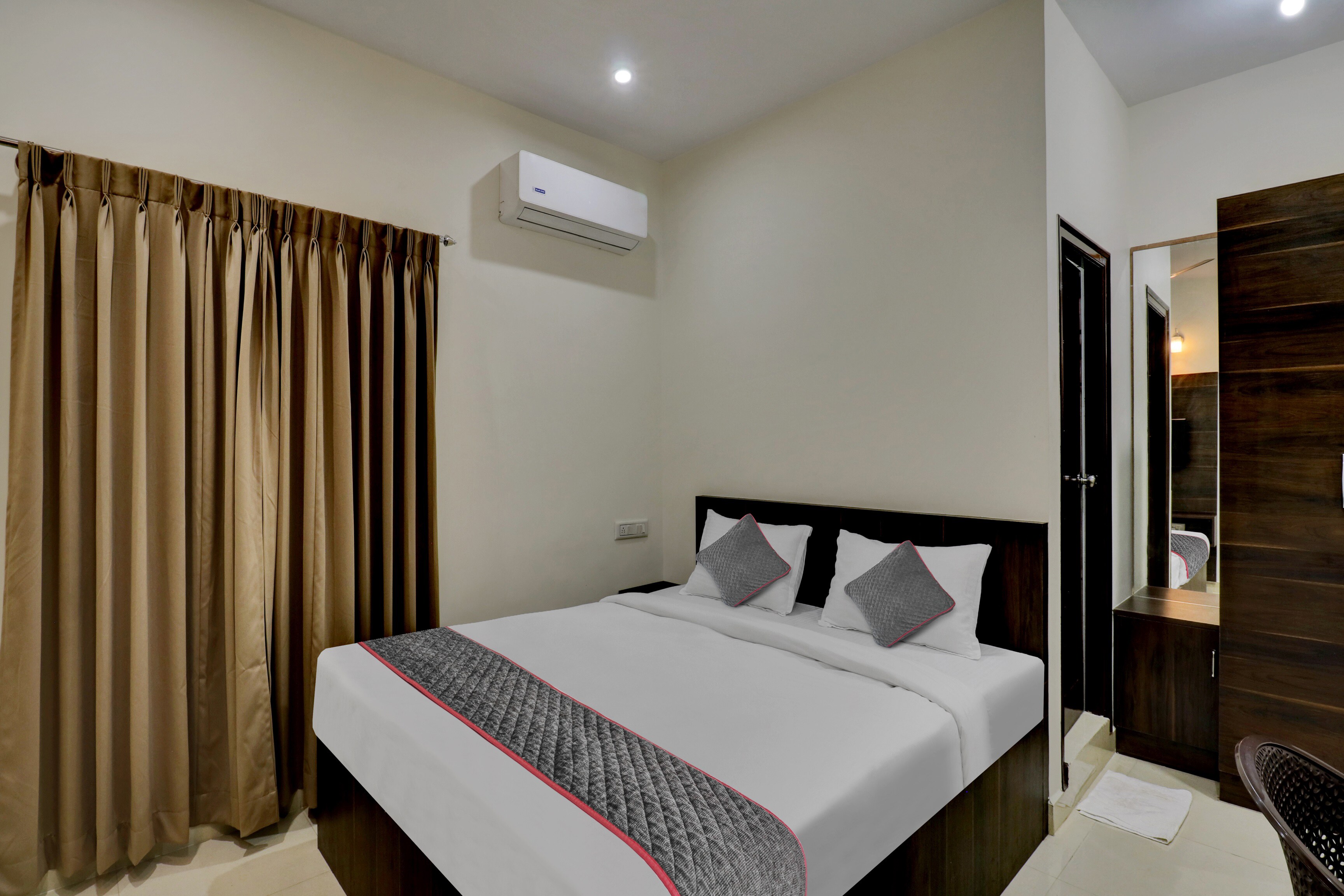 Collection O Fortune Park, Flagship Bangalore, Book @ ₹948 - OYO