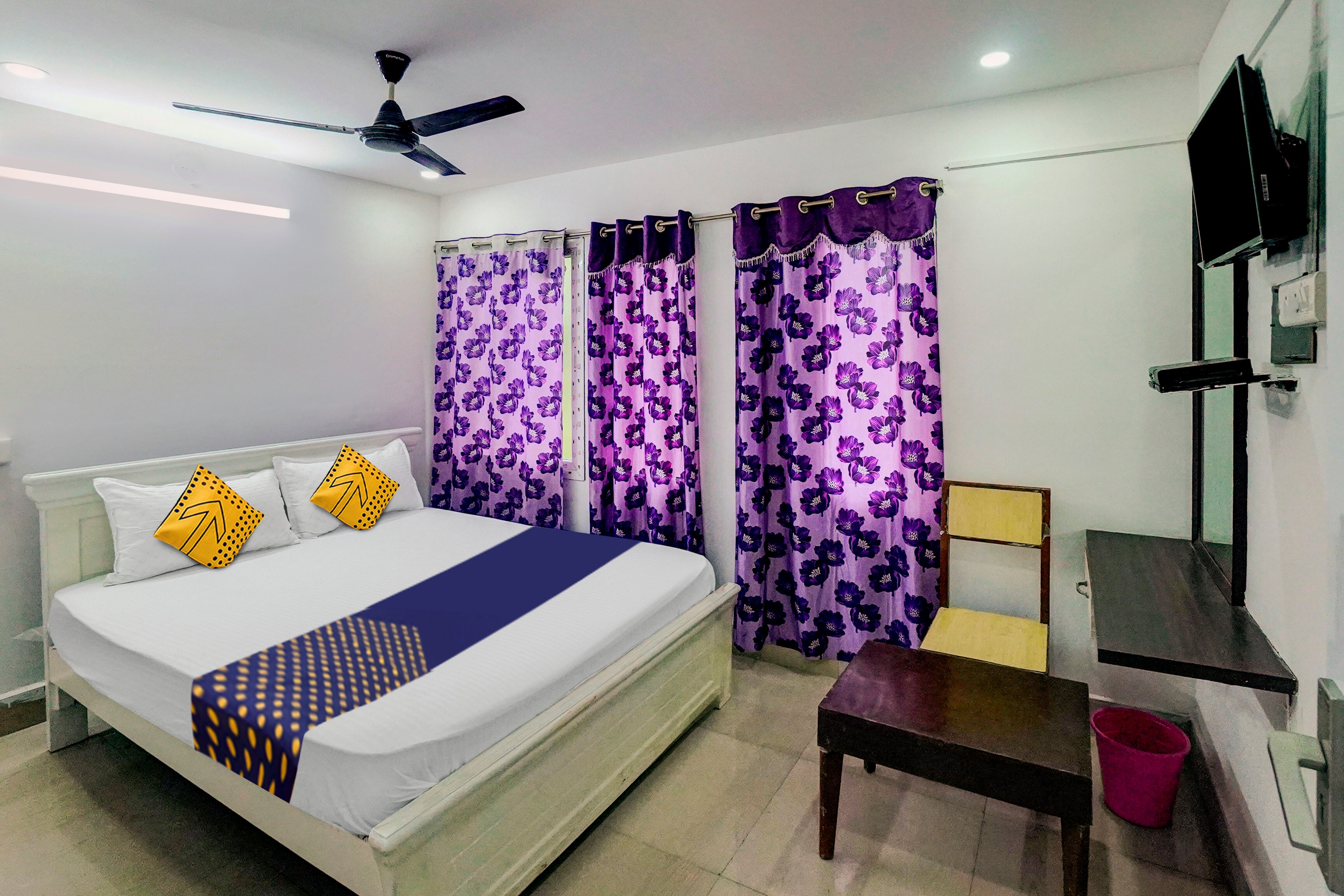 OYO Hotel Sri Balaji, Home Vijayawada, Book @ ₹647 - OYO