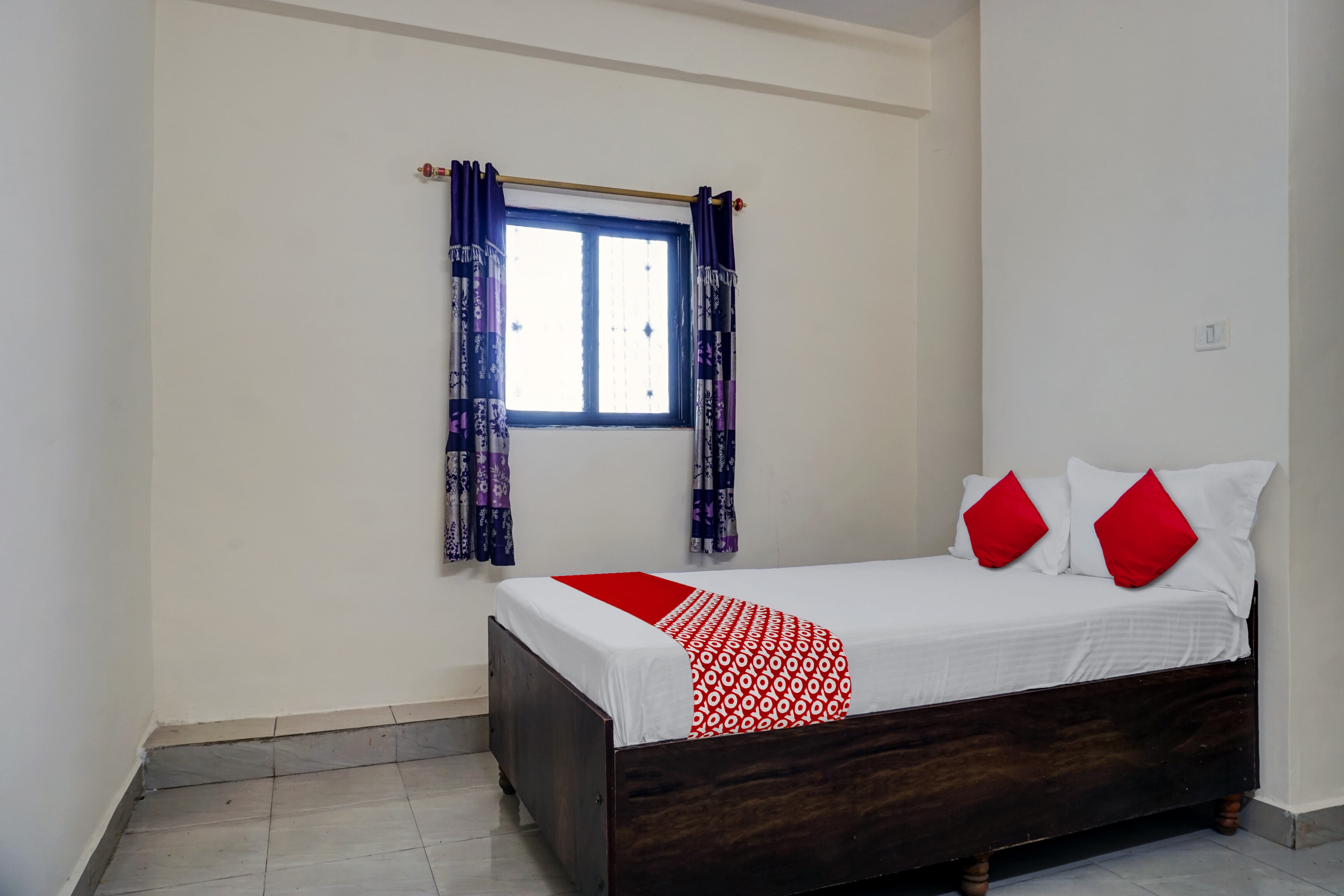 OYO Flagship Gandharv Lodging & Boarding, Flagship Pune, Book @ ₹742 - OYO