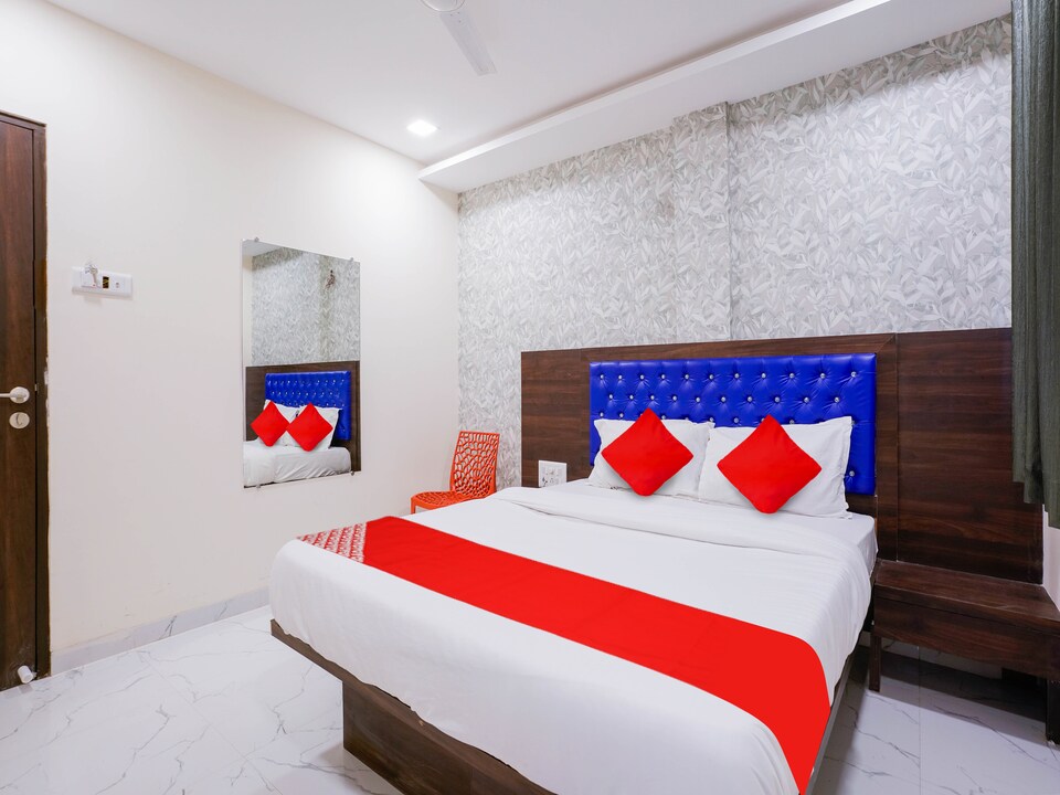 OYO Flagship Hotel King Residency , Flagship Mumbai, Book @ ₹2499 - OYO