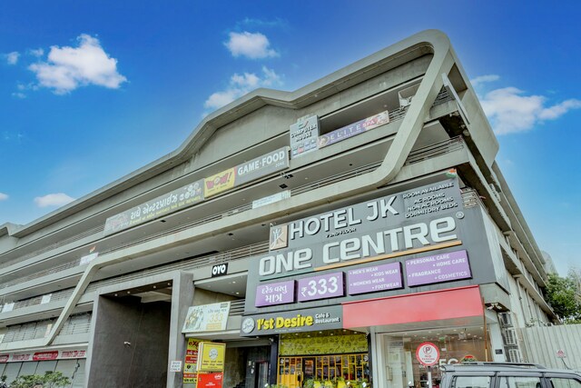 Hotels in Rajkot: Best Budget Rajkot Hotels from ₹410