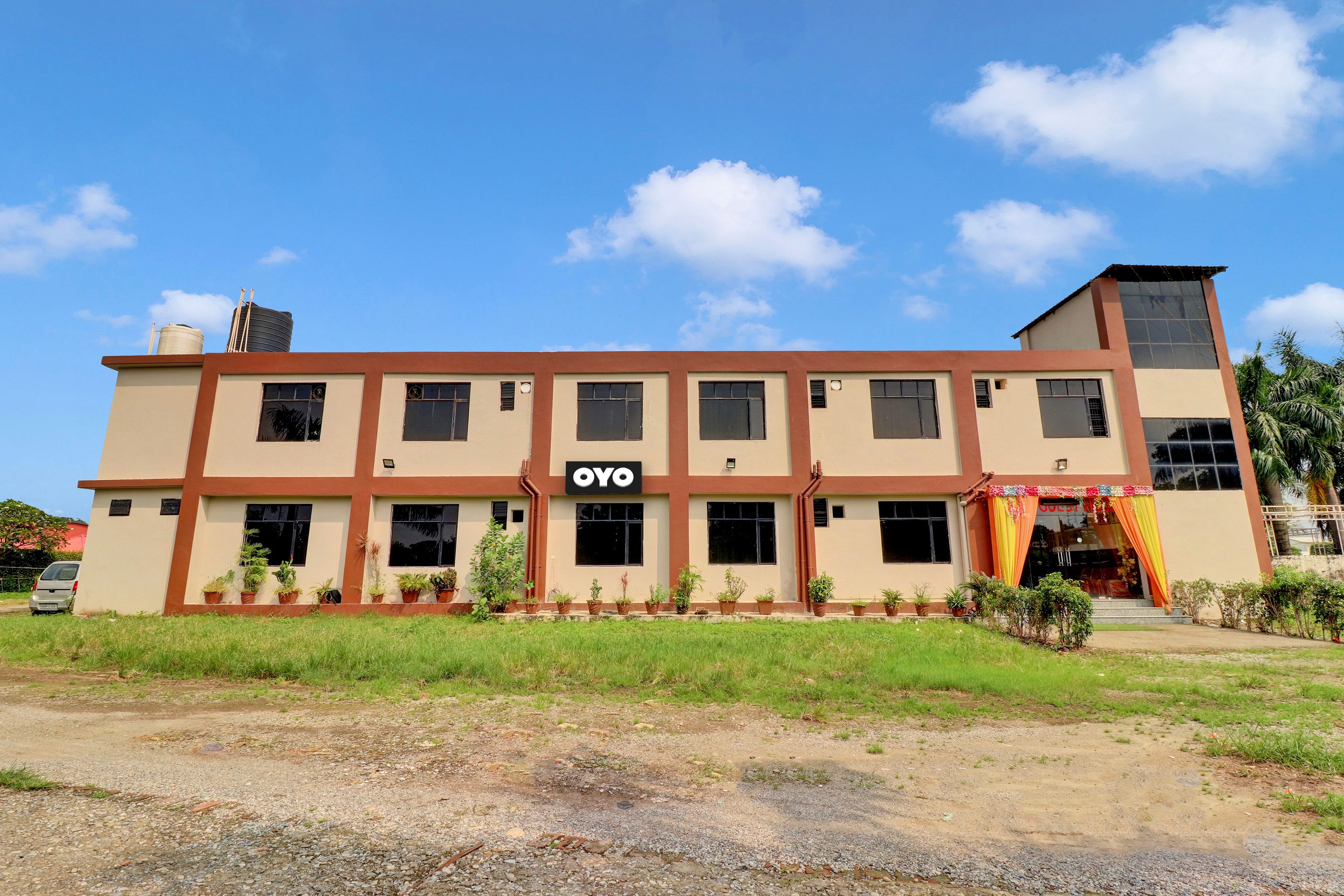 SPOT ON Atithi Guest House, SPOT ON Dehradun, Book @ ₹849 - OYO