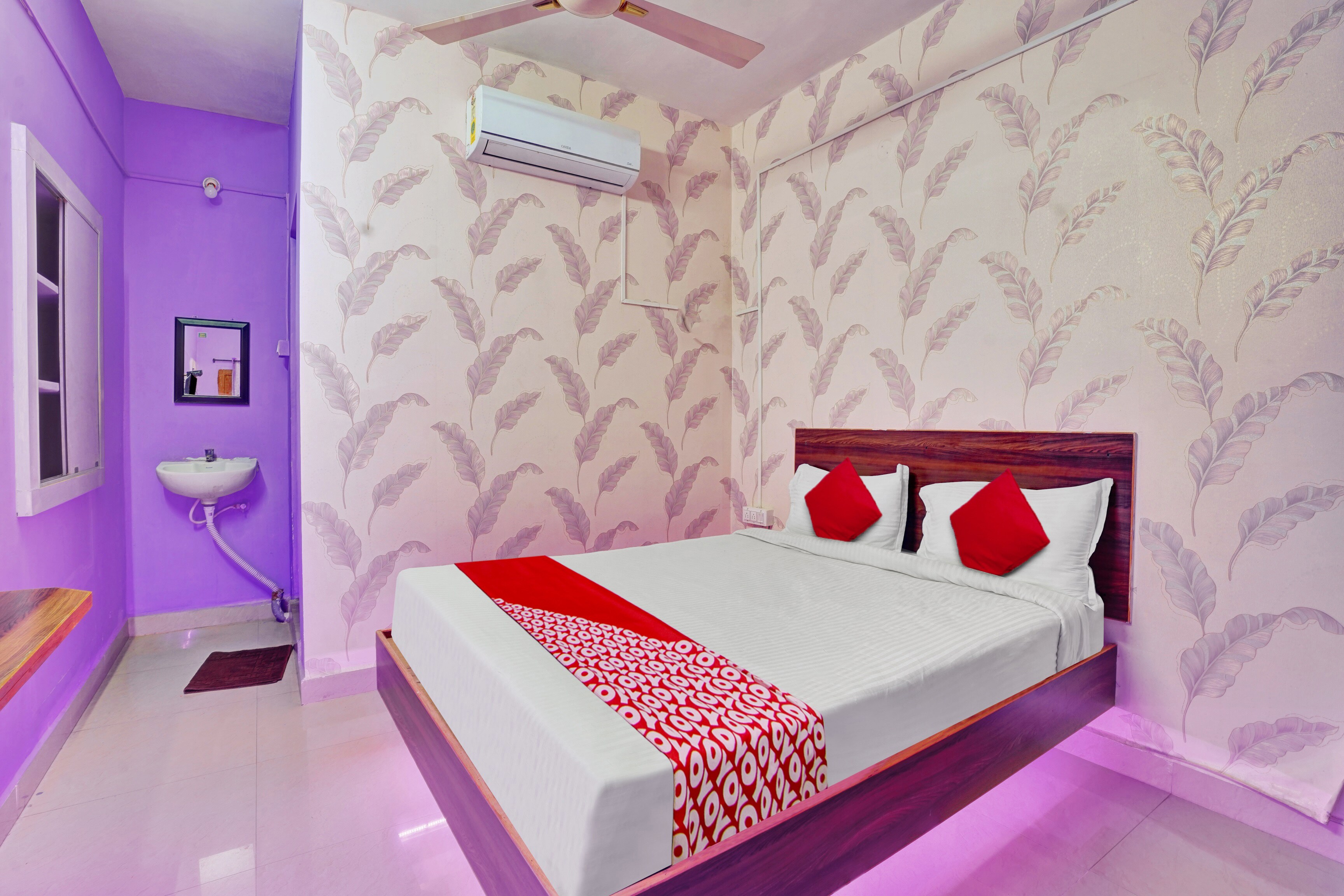 OYO Flagship Ar Grand , Flagship Madurai, Book @ ₹688 - OYO