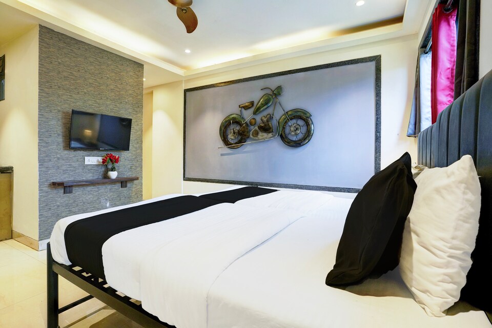 Super Hotel O Seawoods Near Palm Beach Road formerly Sai Roop, Flagship Mumbai, Book @ ₹2052 - OYO