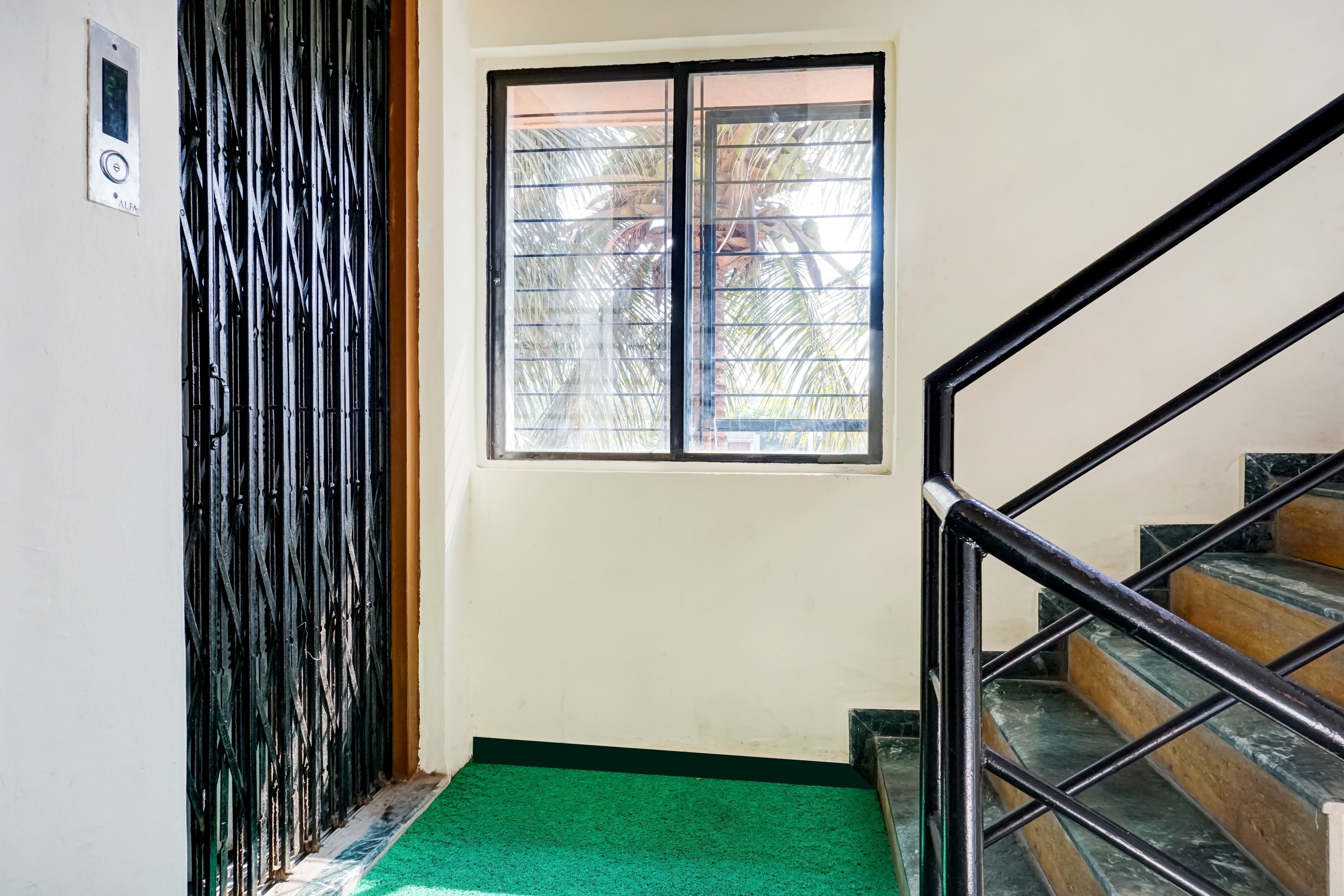 Hotel O Sathvik Executive, Flagship Pune, Book @ ₹728 - OYO