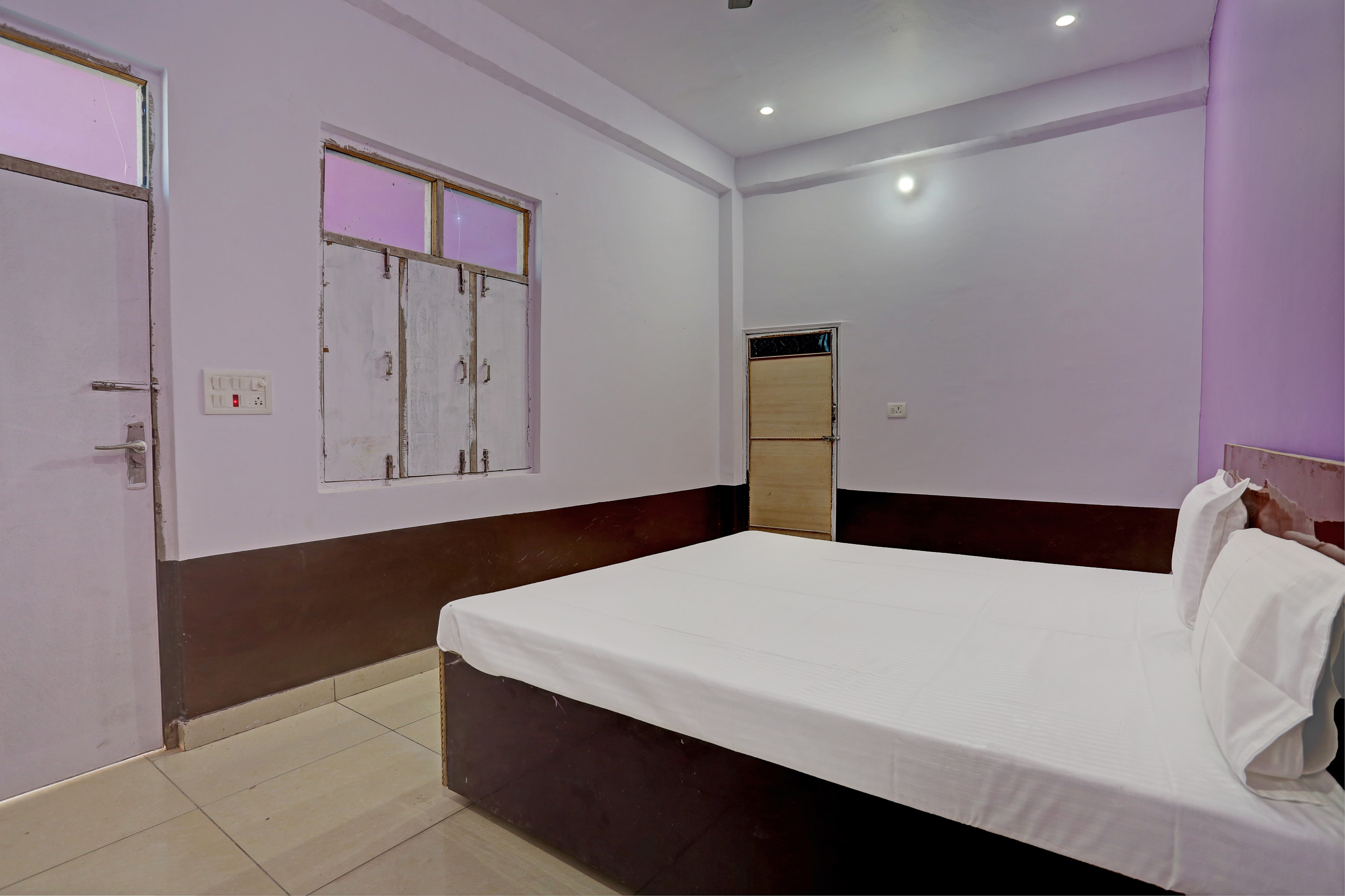 Hotel O Sky, OYO Rooms Moradabad, Book @ ₹684 - OYO