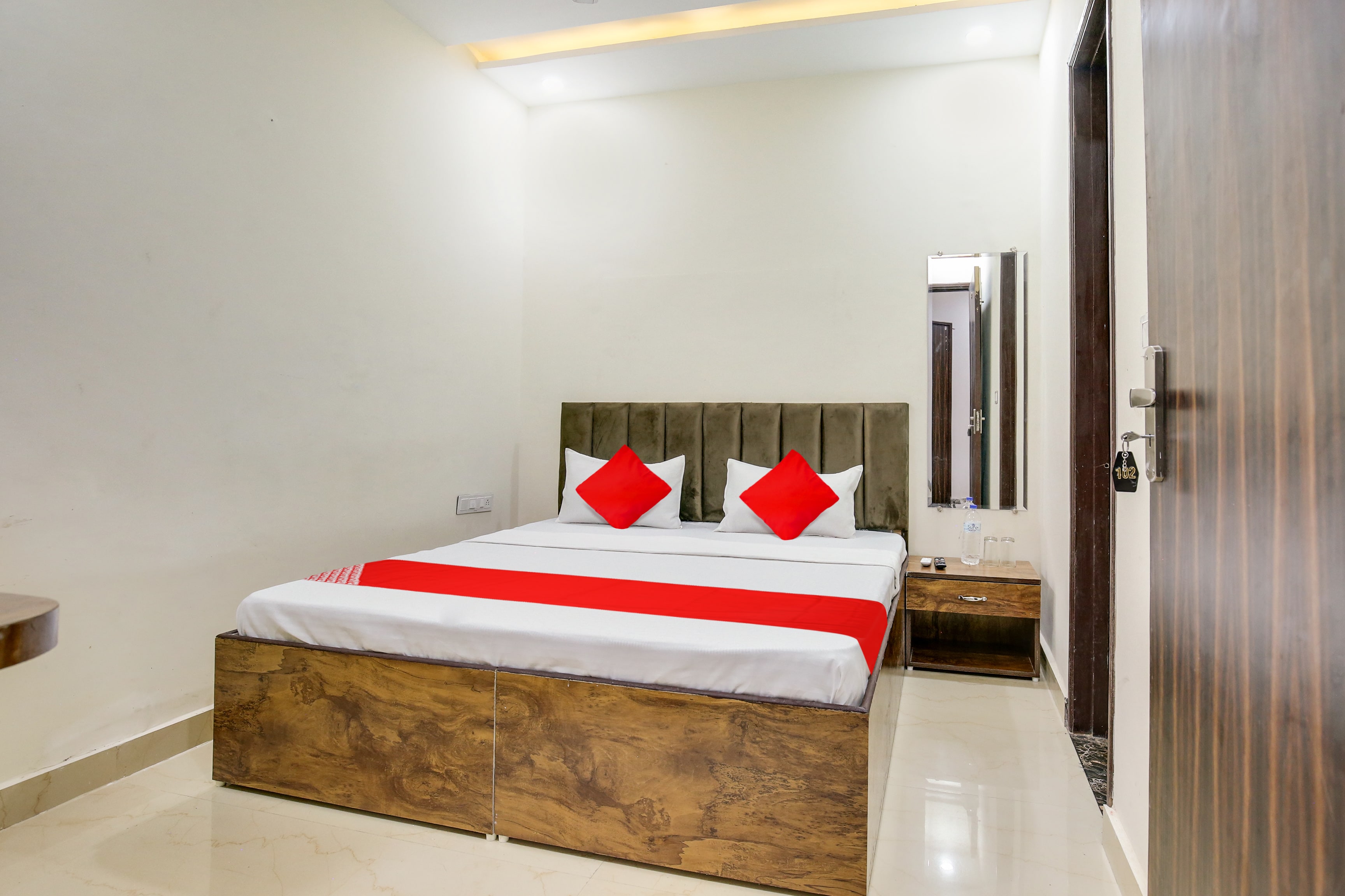 Flagship Naman Homestay, Flagship Amritsar, Book @ ₹874 - OYO