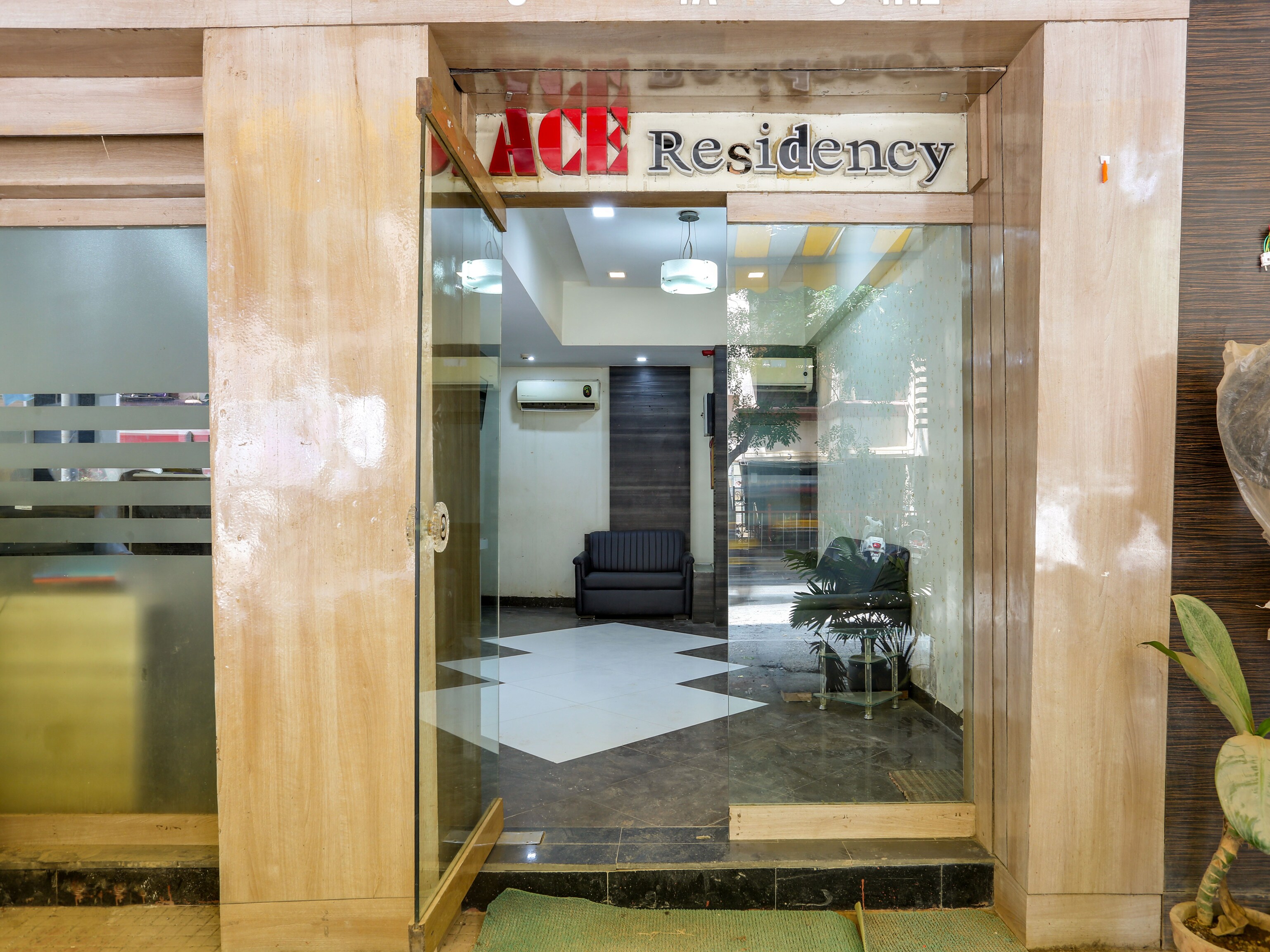 Townhouse Marol Near Mumbai International Airport, Townhouse Mumbai ...