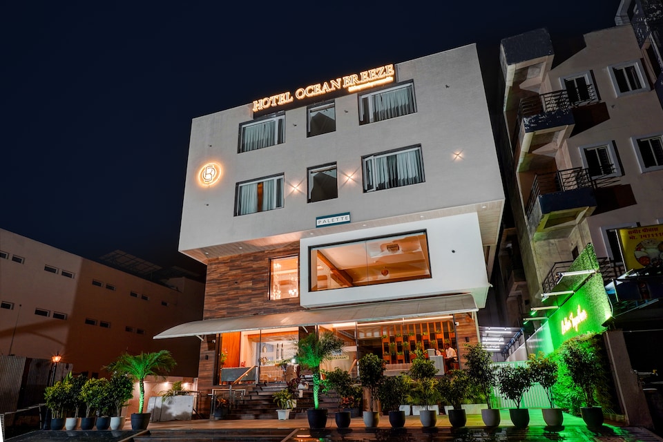 Palette - Hotel Ocean Breeze, Palette Bhopal, Book @ ₹1828 - OYO