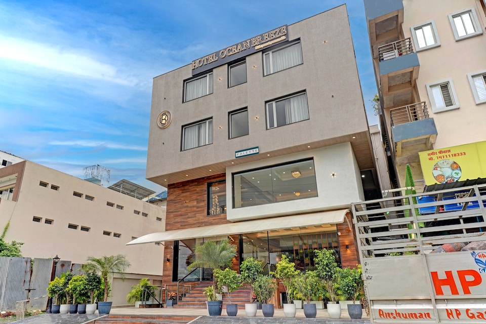 Palette - Hotel Ocean Breeze, Palette Bhopal, Book @ ₹1596 - OYO