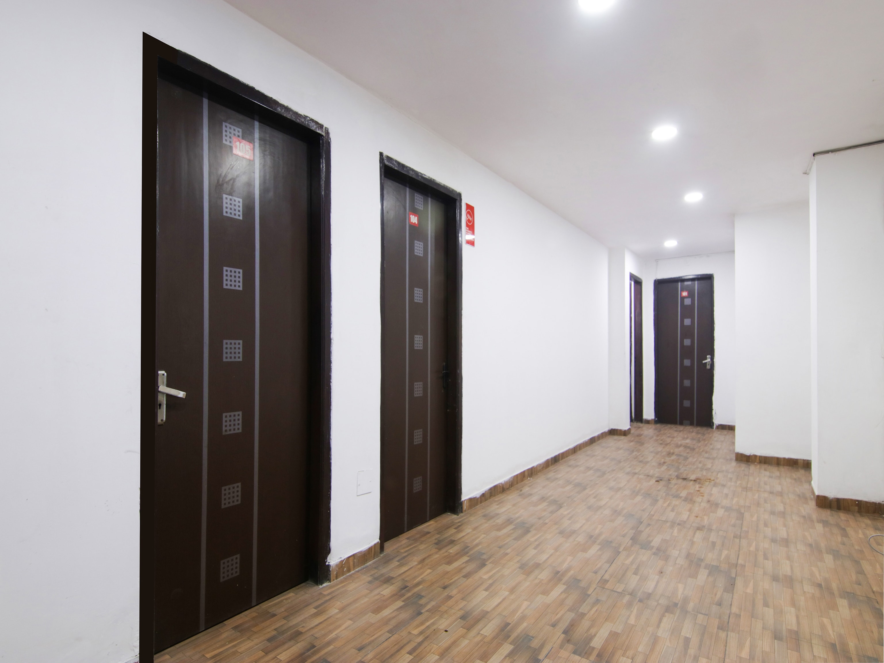 Hotel O Orchid Inn, Flagship Delhi, Book @ ₹844 - OYO