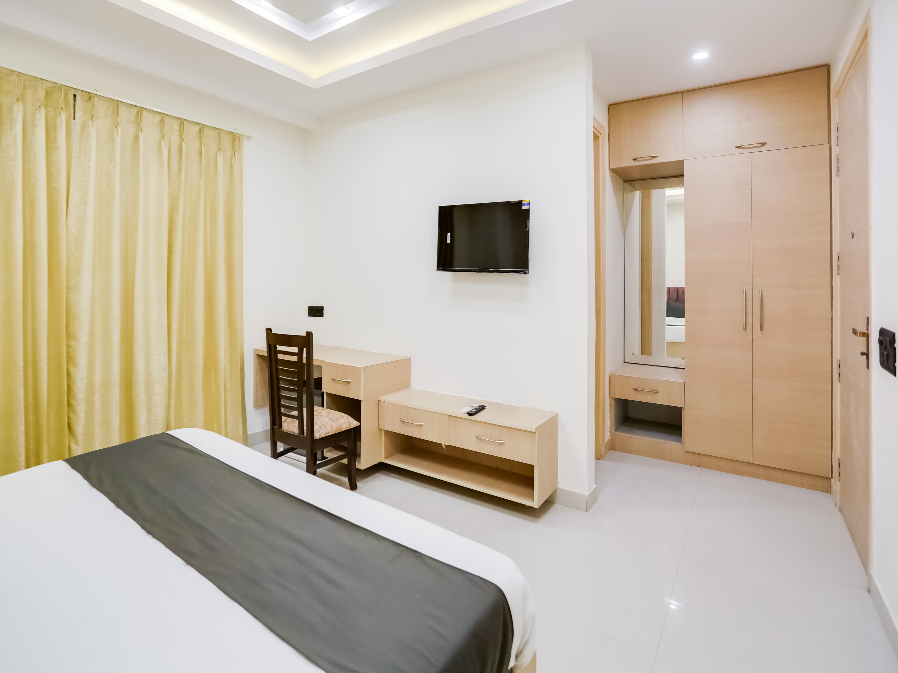 Townhouse Hotels in Star Mall, Gurgaon Starting @ ₹530 - Upto 77% OFF ...