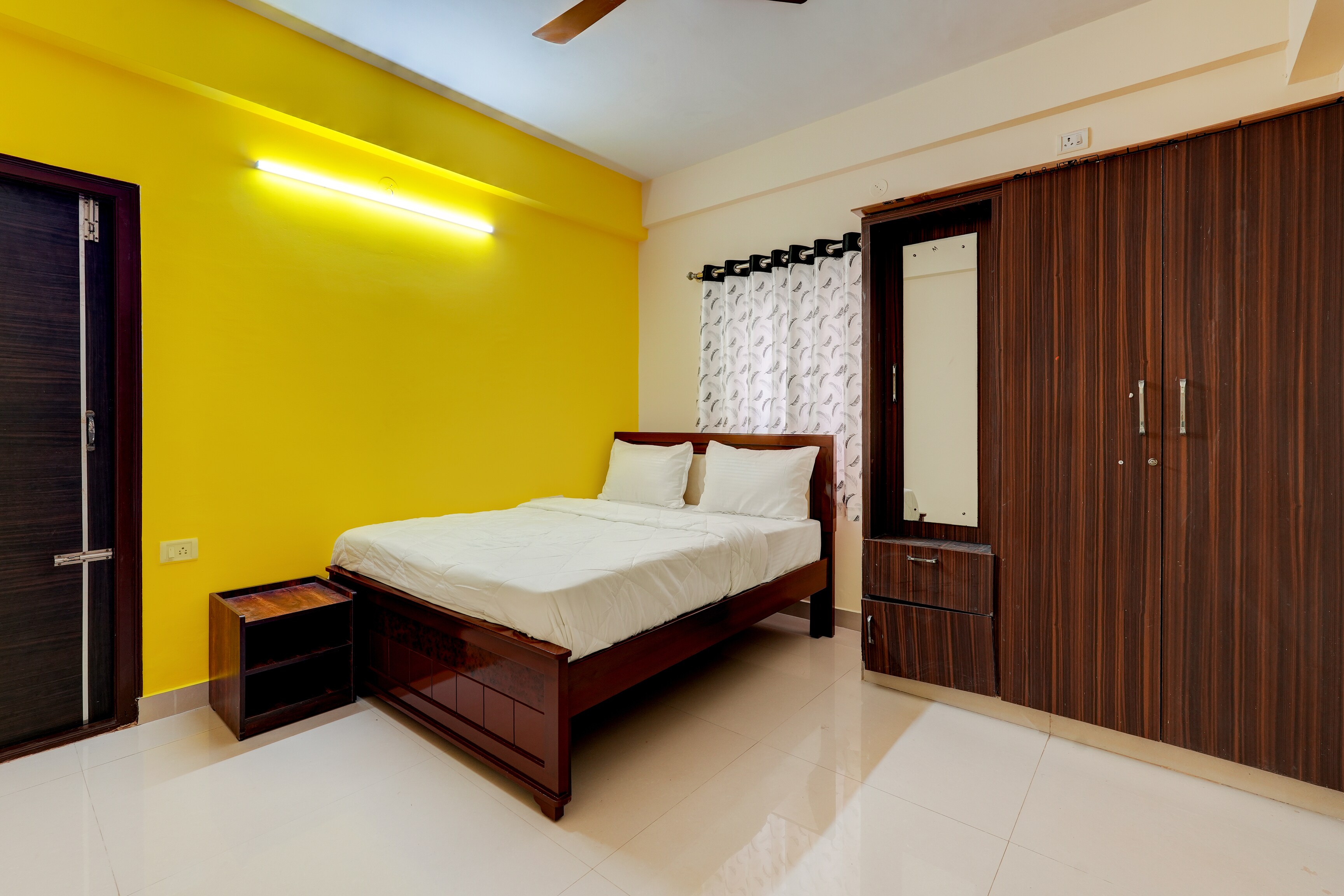 OYO Hotel SD Flagship Bangalore Book 1310 OYO