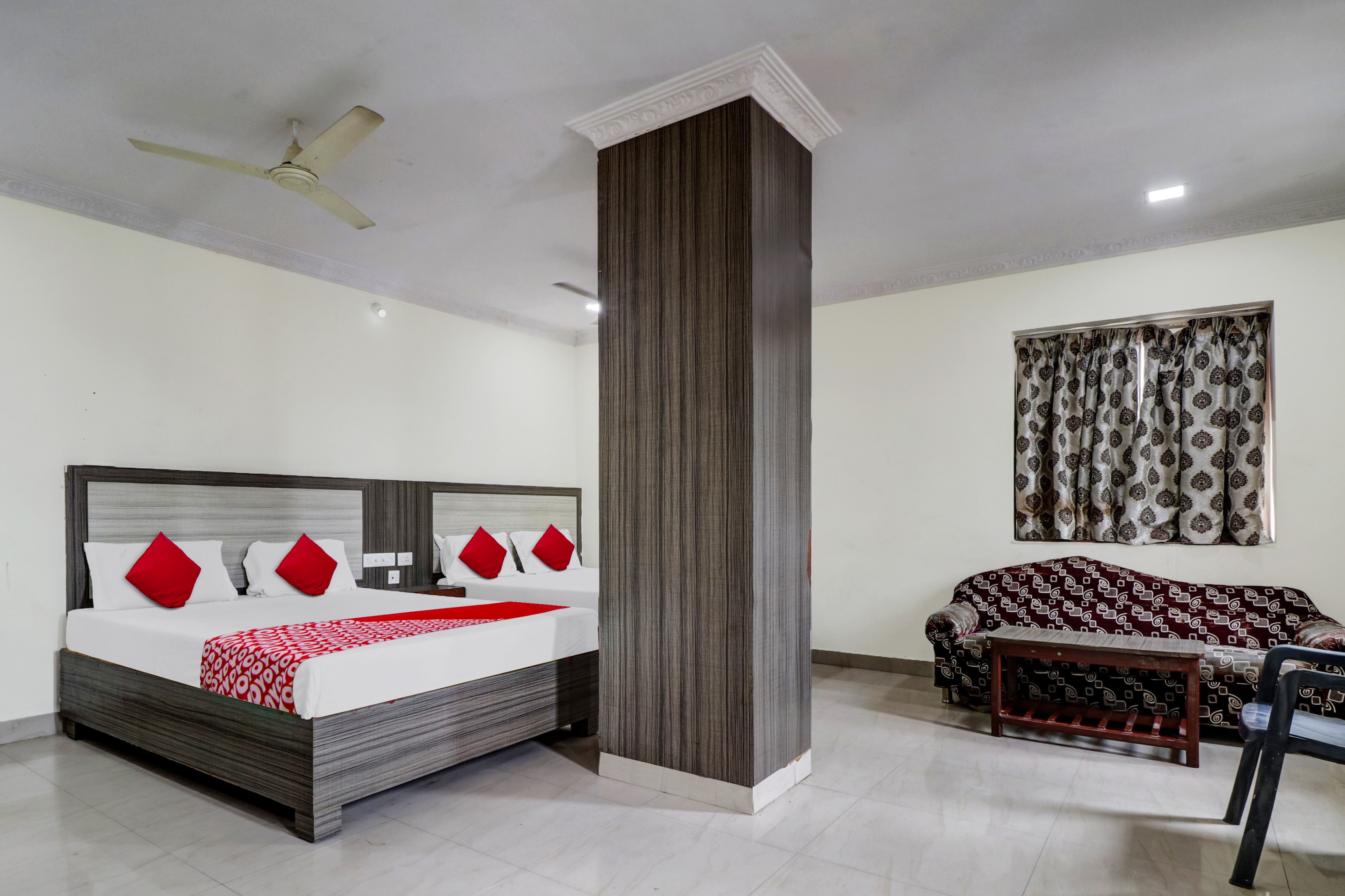 OYO Flagship Hotel Sunrise, Flagship Vijayawada, Book @ ₹1226 - OYO