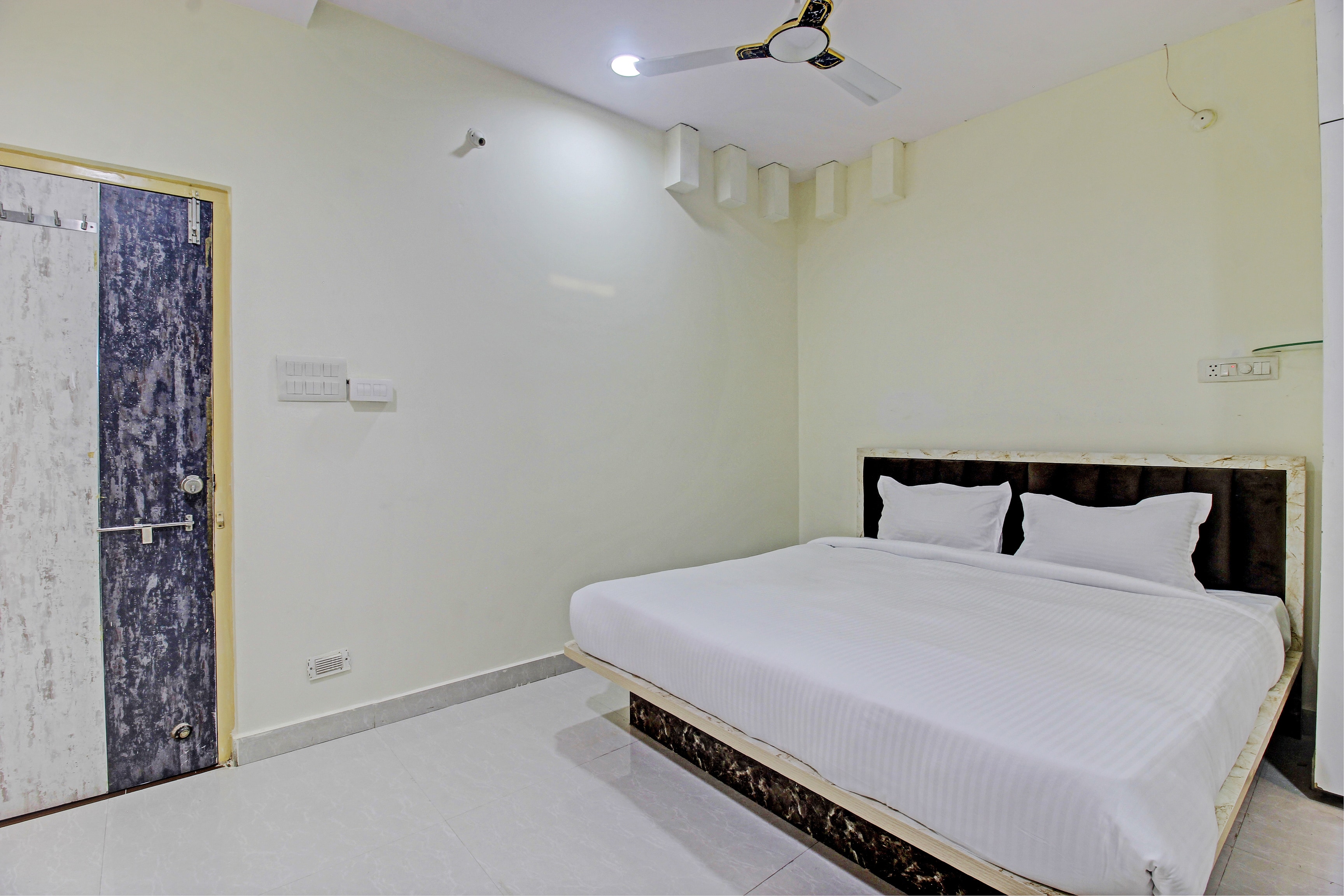 Oyo Homes in Annojiguda, Hyderabad Starting @ ₹612 - Upto 79% OFF on 9 ...