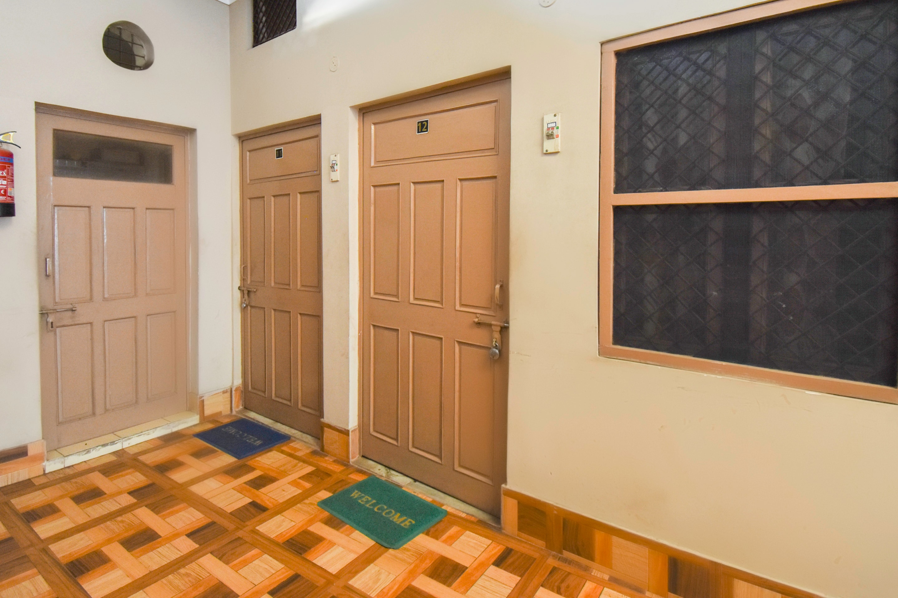 Hotel O Yatra Guest House, Flagship Haridwar, Book @ ₹874 - OYO