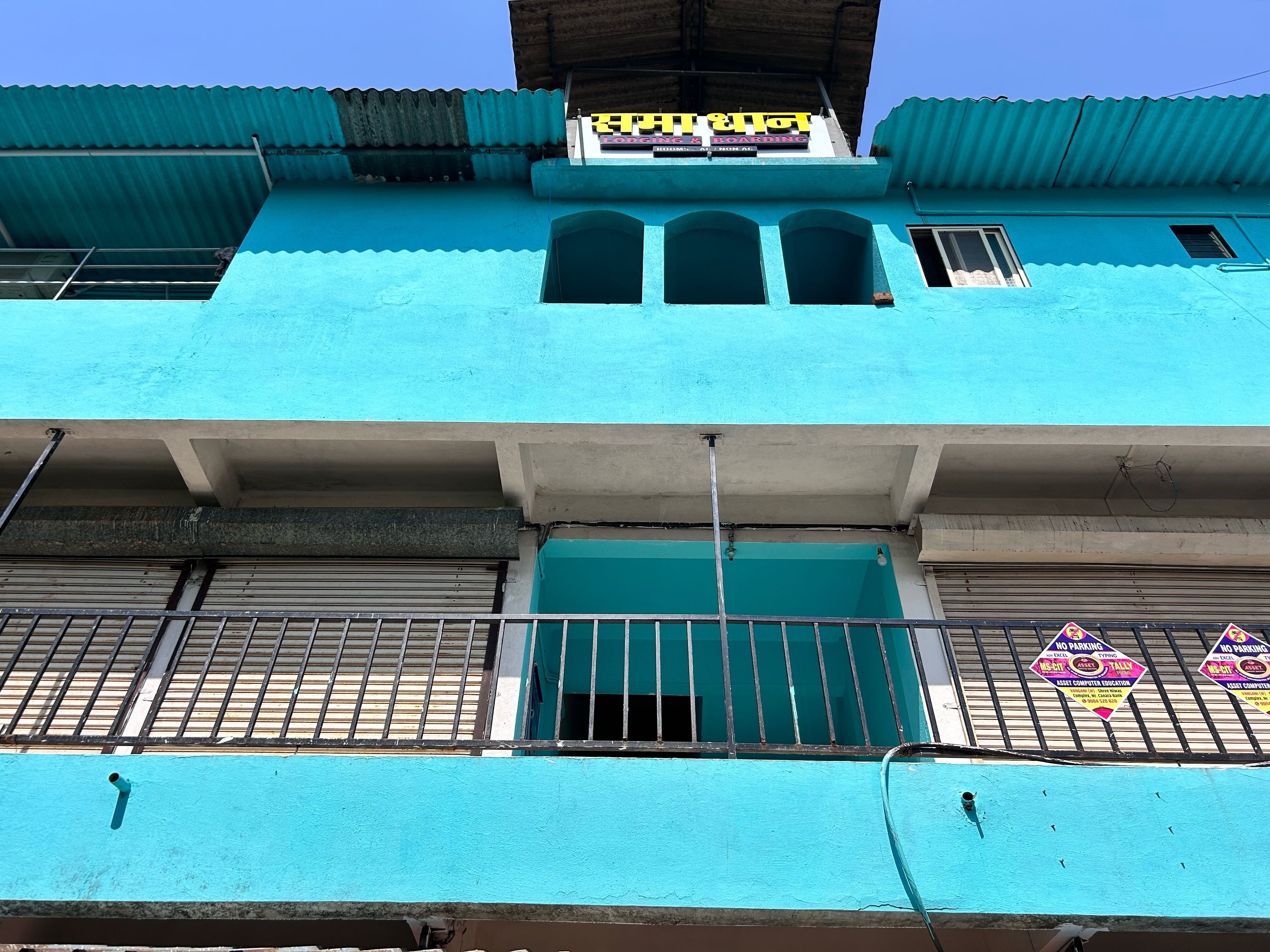 Hotel O Samadhan Lodging & Boarding, Home Mumbai, Book @ ₹999 - OYO