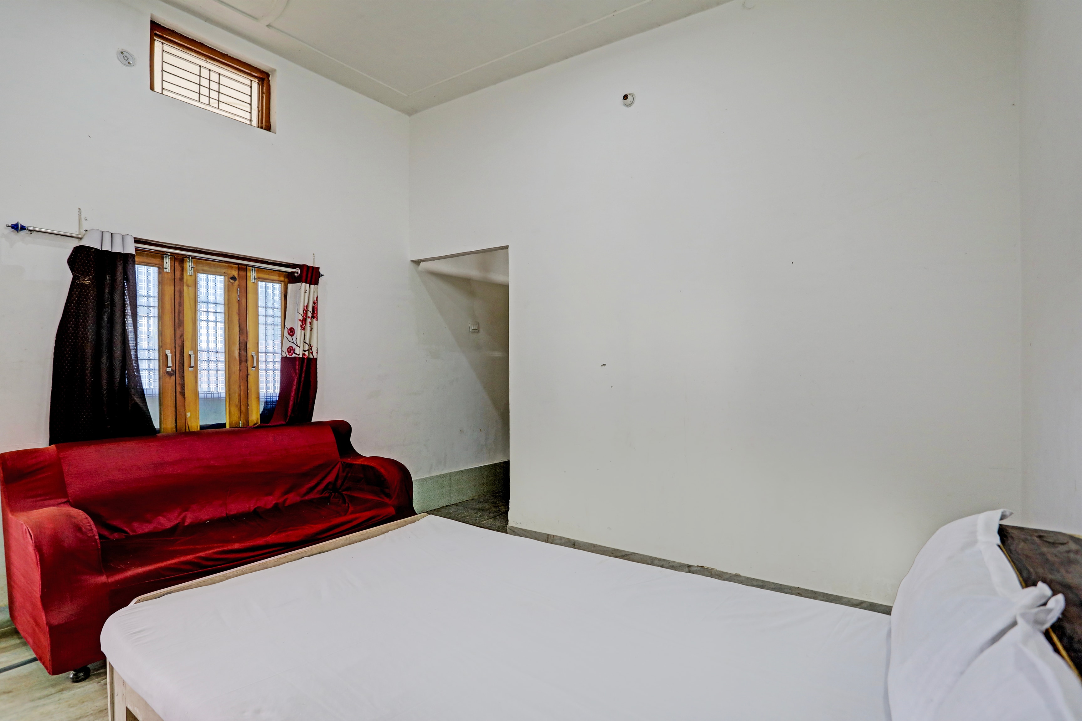 OYO Deewan Banquets & Resort, Flagship Noorpur, Book @ ₹508 - OYO