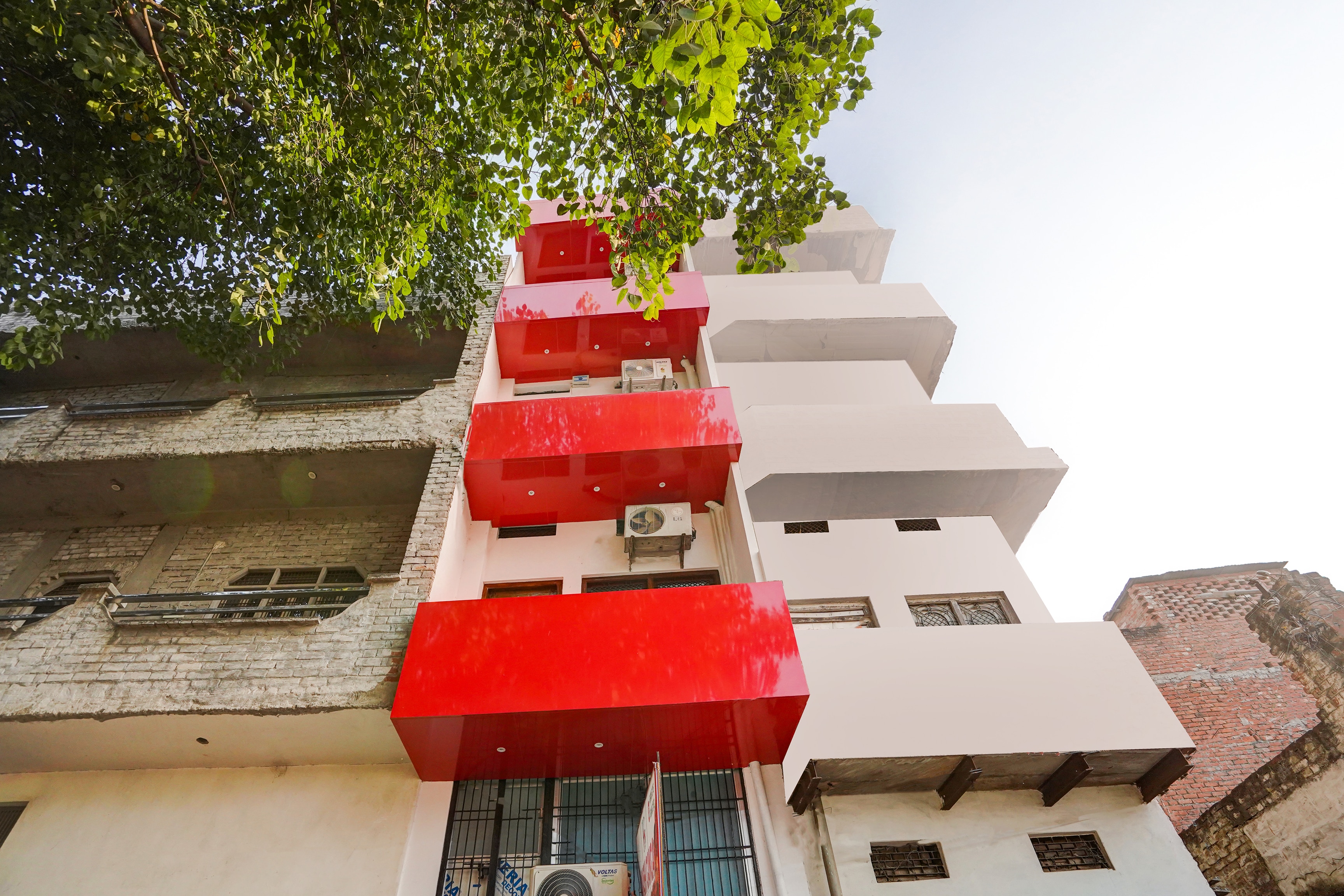 OYO Kashi Ganga Guest House, Flagship Varanasi, Book @ ₹762 - OYO