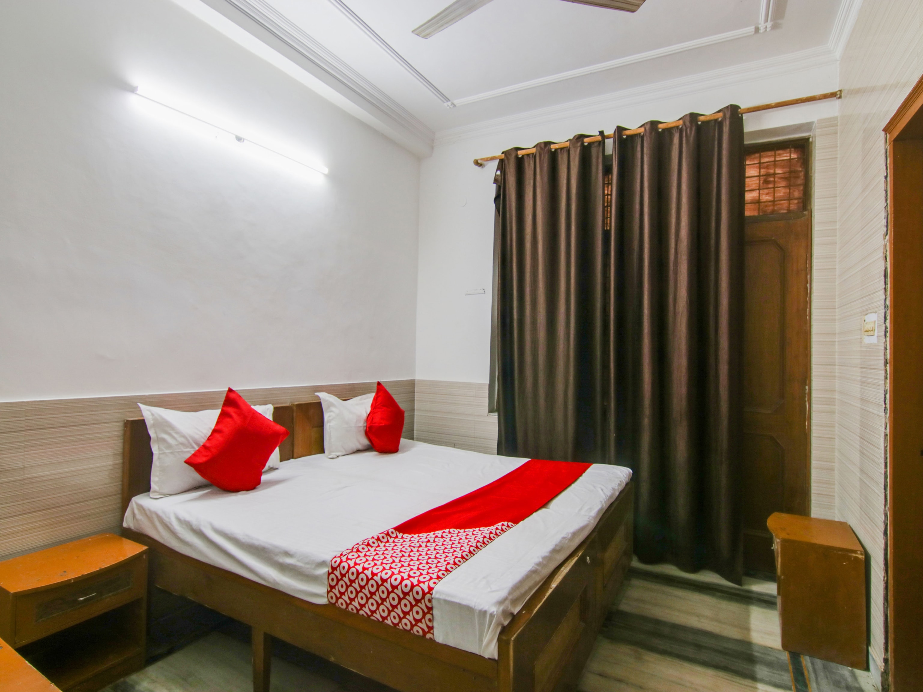 Hotel O Mahi, Flagship Delhi, Book @ ₹728 - OYO