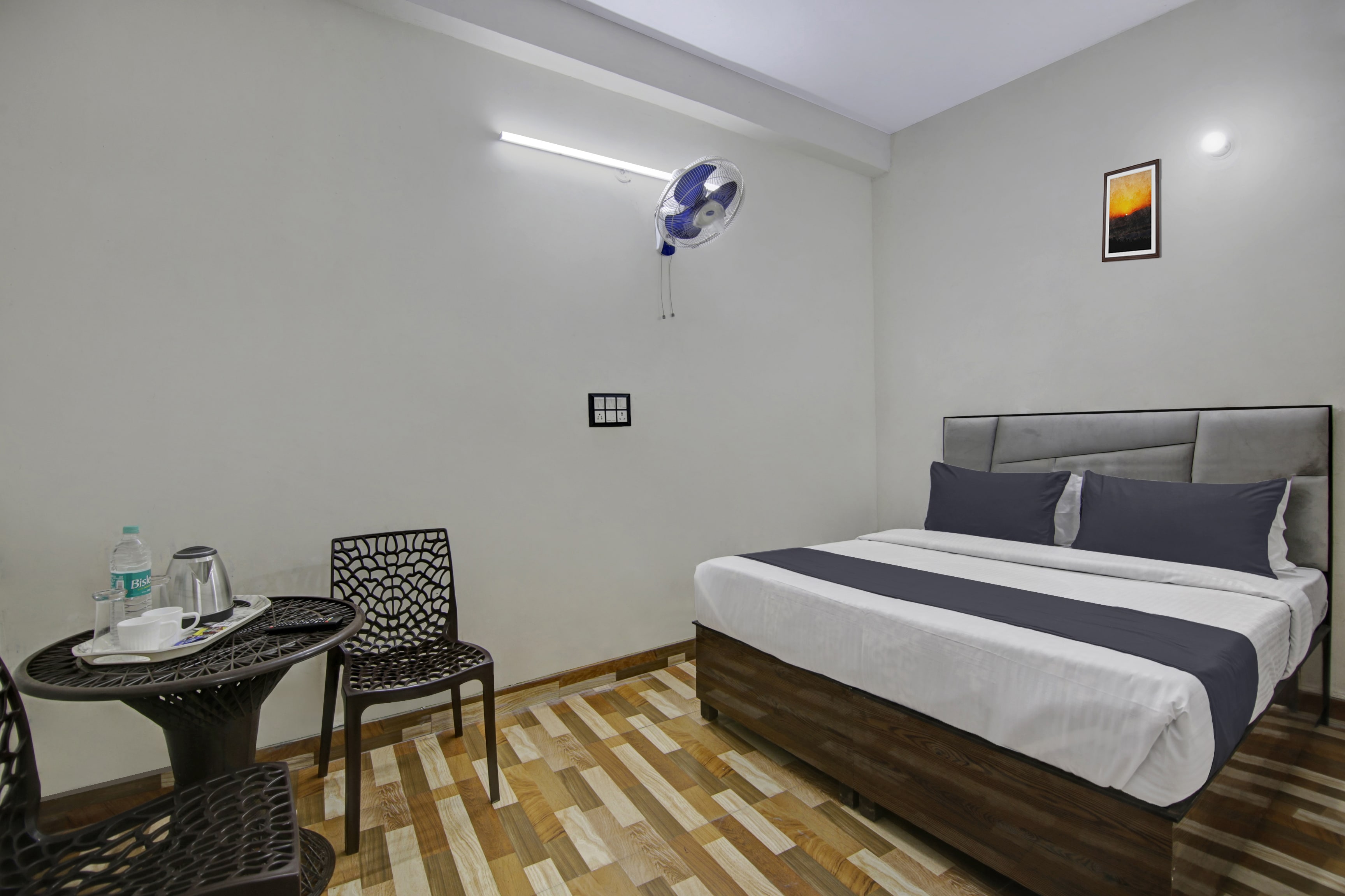Hotel O Super Dream, Flagship Delhi, Book @ ₹849 - OYO