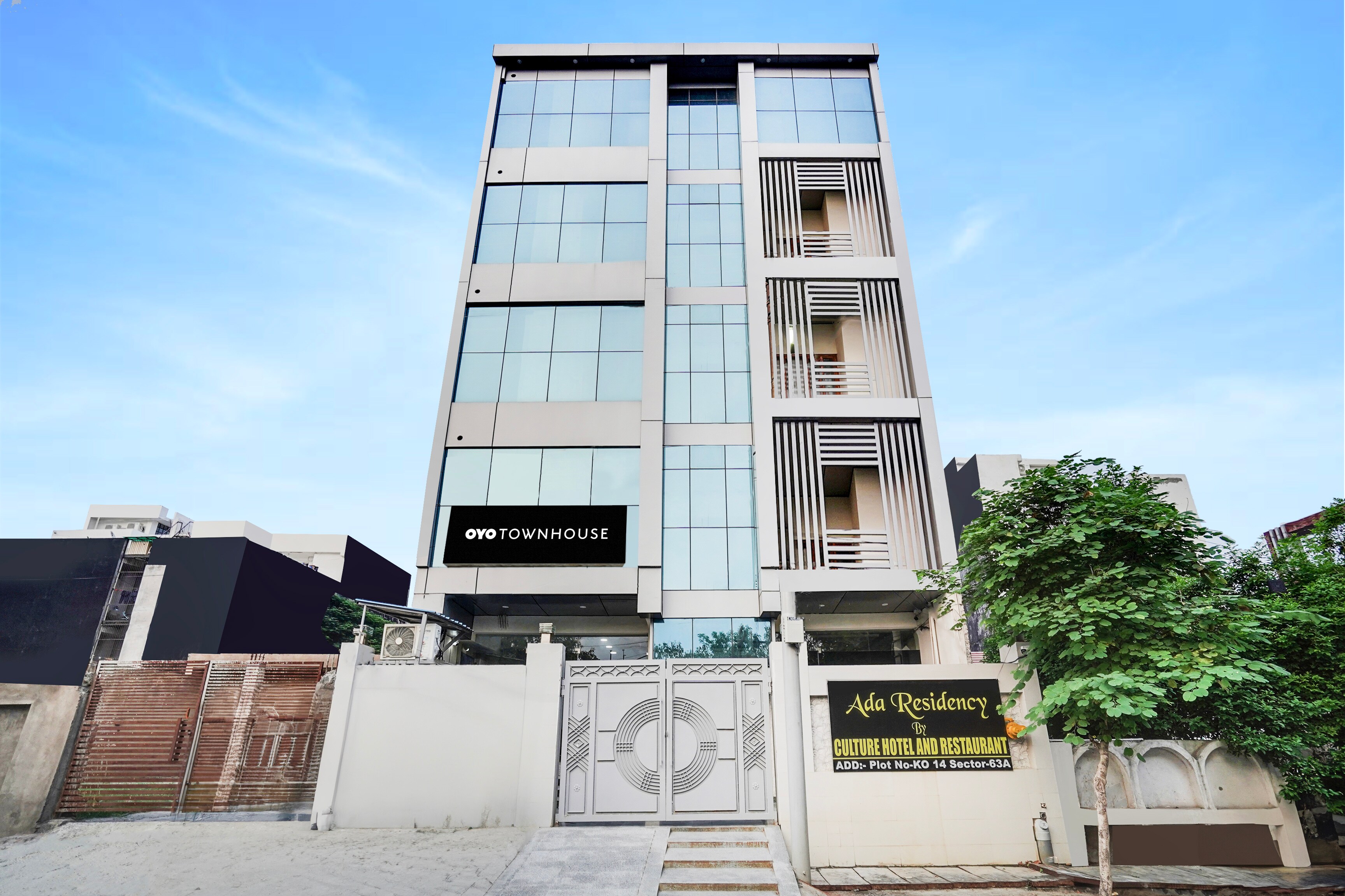 Hotels in Noida Book premium OYO rooms nearby from ₹397