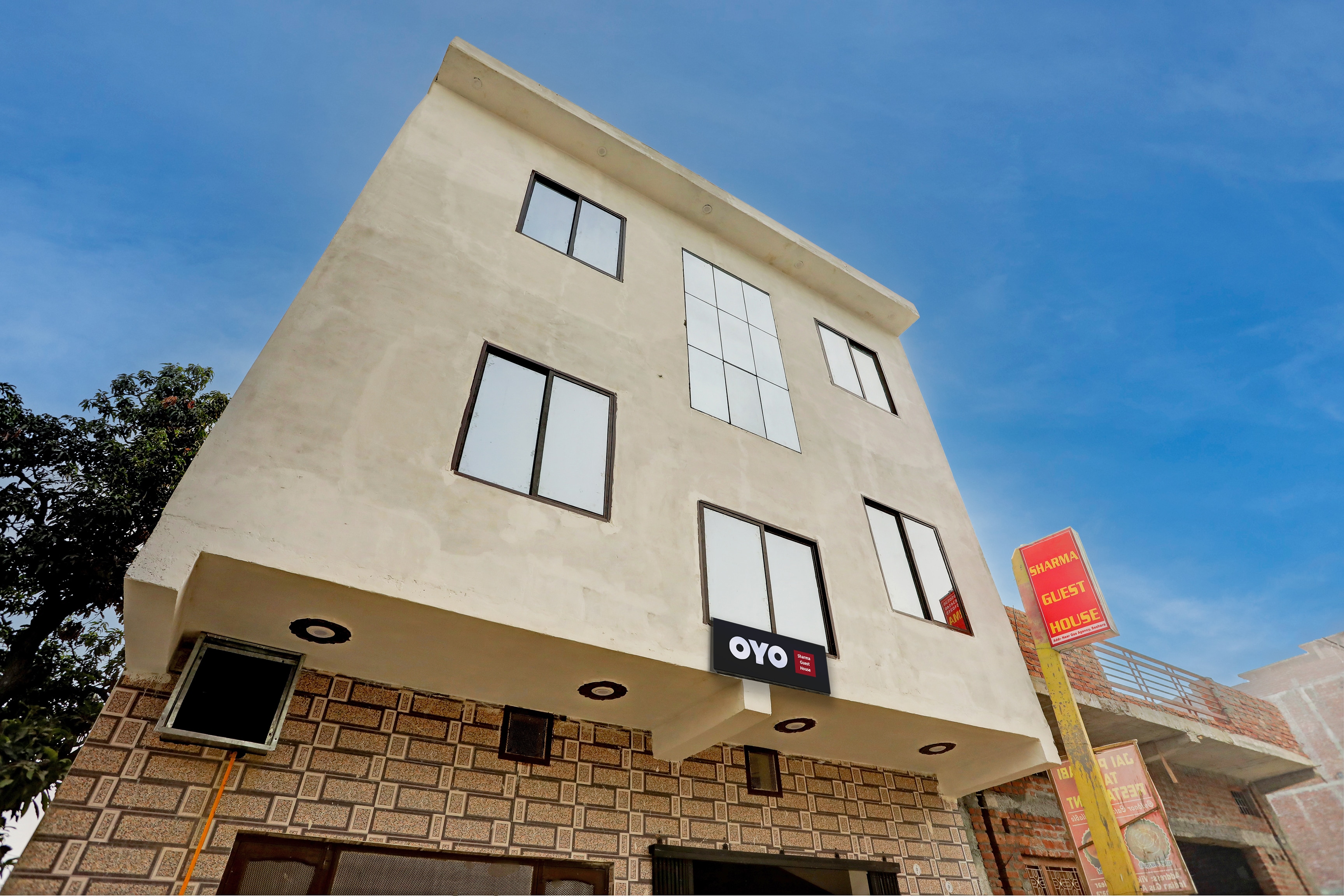 Hotel O SHARMA GUEST HOUSE, Flagship Bijnor, Book @ ₹1425 - OYO