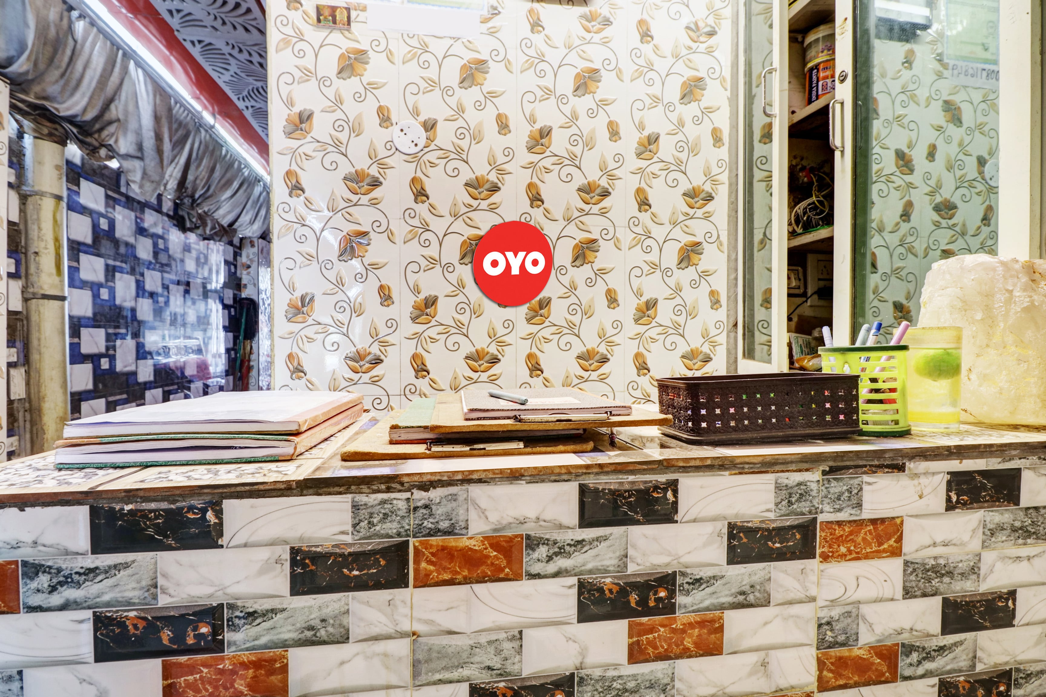 Hotel O Aditya Guest House, Flagship Visakhapatnam, Book @ ₹777 - OYO