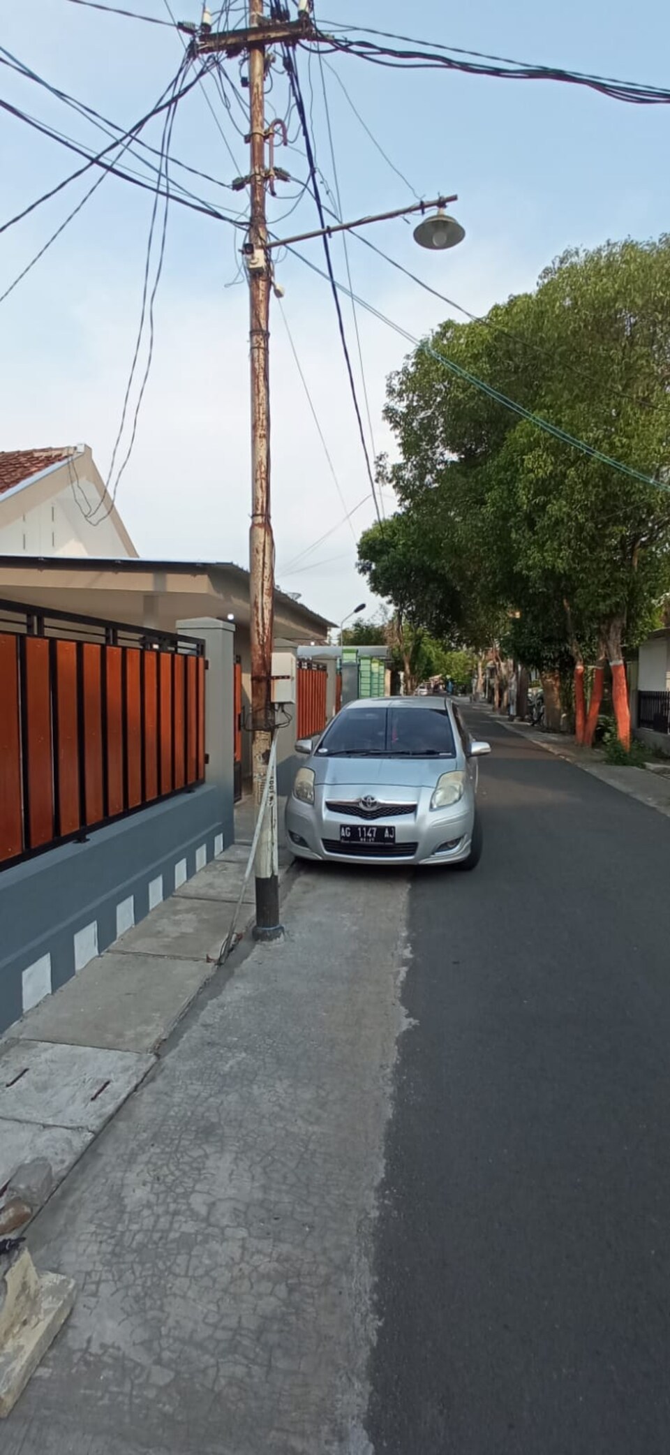 OYO 93526 Cut Nyadin Syariah, OYO Hotels Kediri, Book @ Rp111266 - OYO