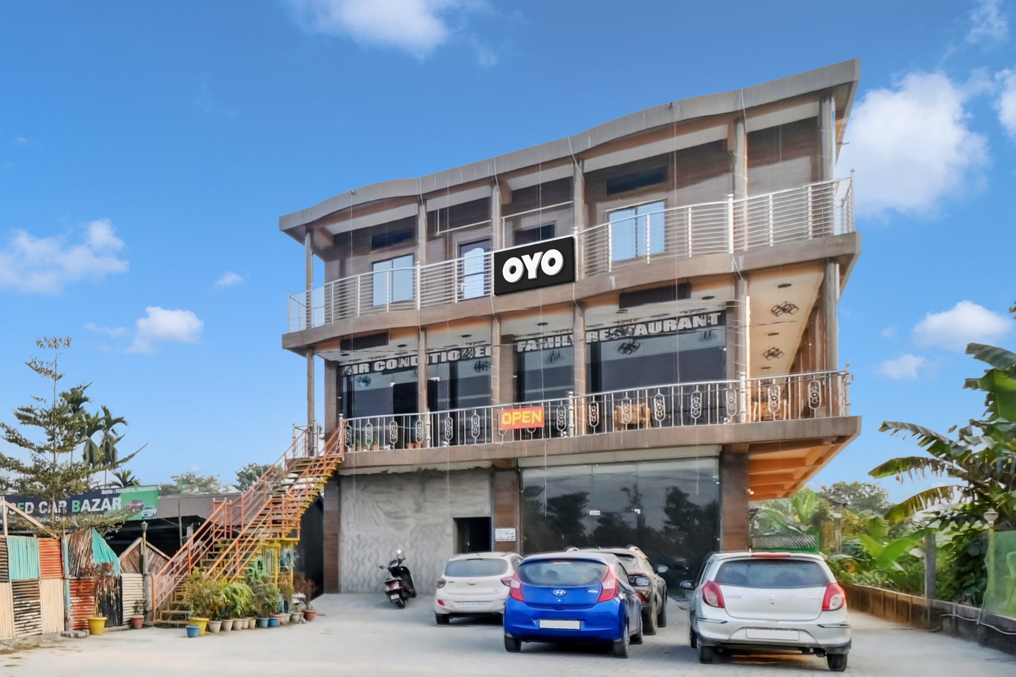 OYO Florida Restaurant & Guest House, Home Barpeta, Book @ ₹795 - OYO