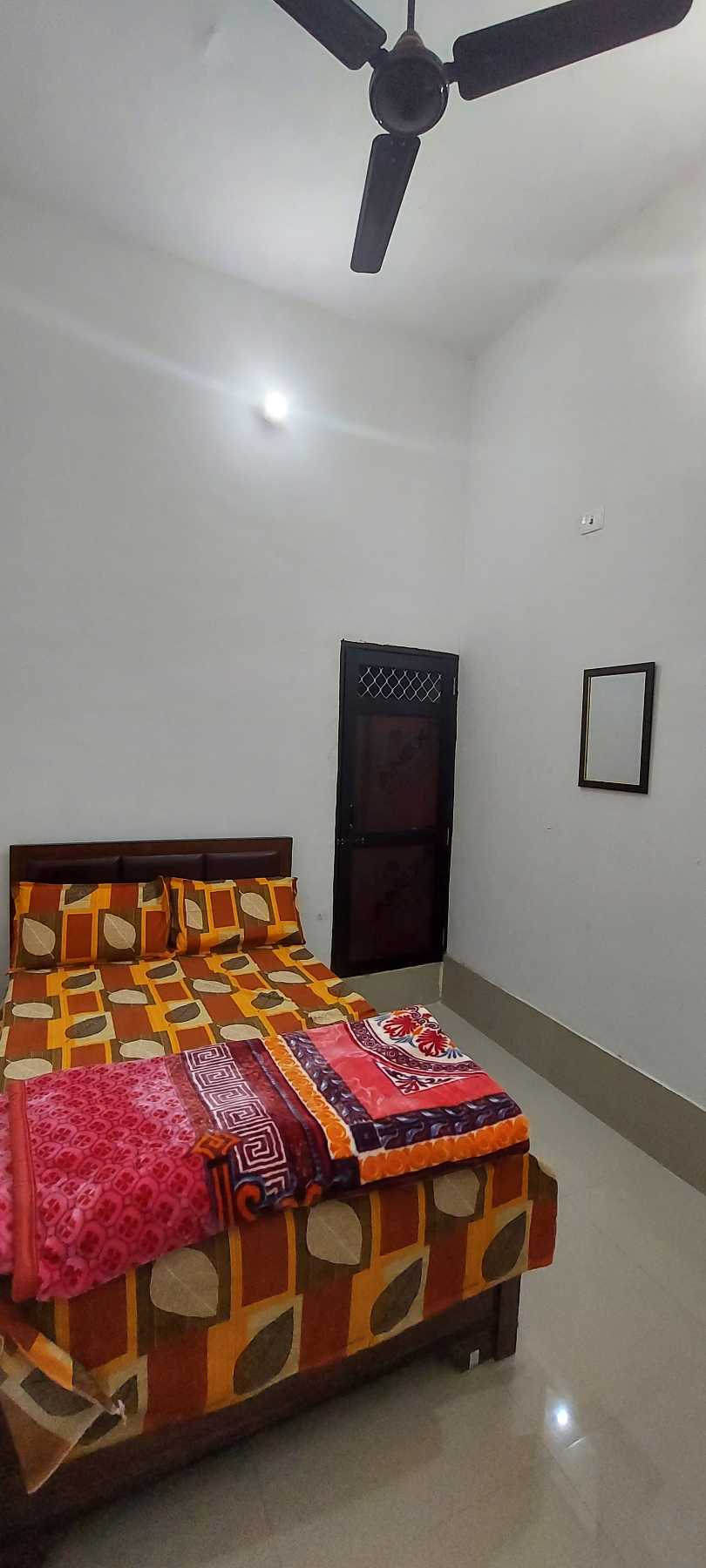 OYO Vatika Blue Diamond, Flagship Kashipur, Book @ ₹485 - OYO