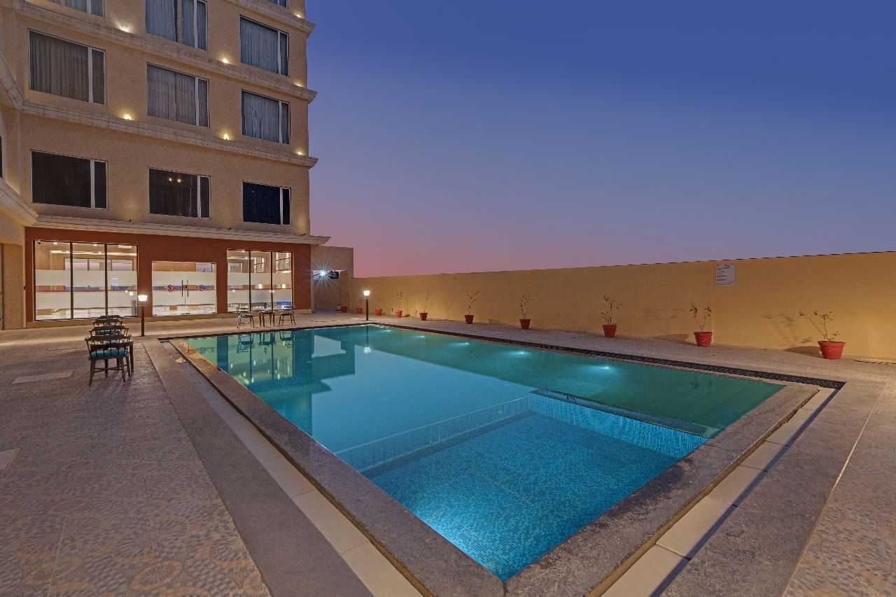 Clubhouse Hotel Morbi, Mountania Morbi, Book @ ₹1901 - OYO