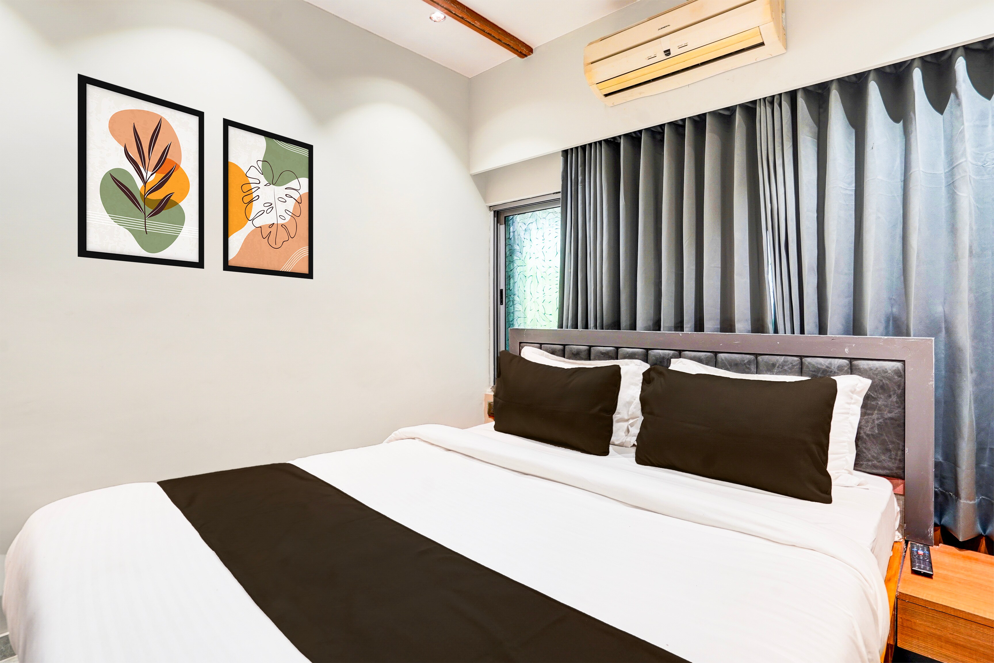 Collection O Hotels in Hotel Shree Gopal Residency, Ahmedabad Starting ...