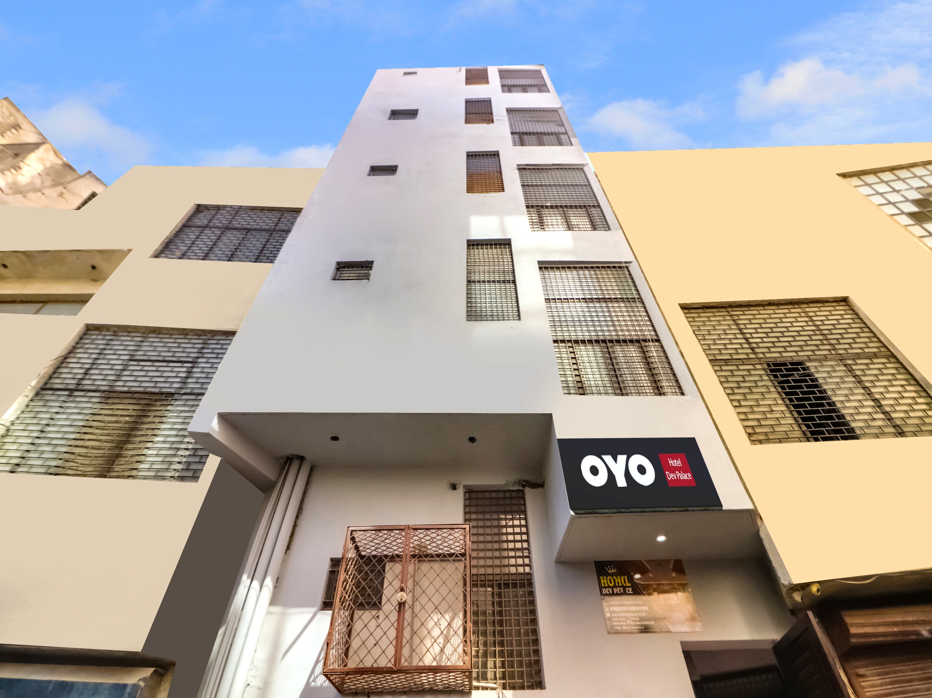 Hotel O Dev Palace, Flagship Delhi, Book @ ₹1015 - OYO